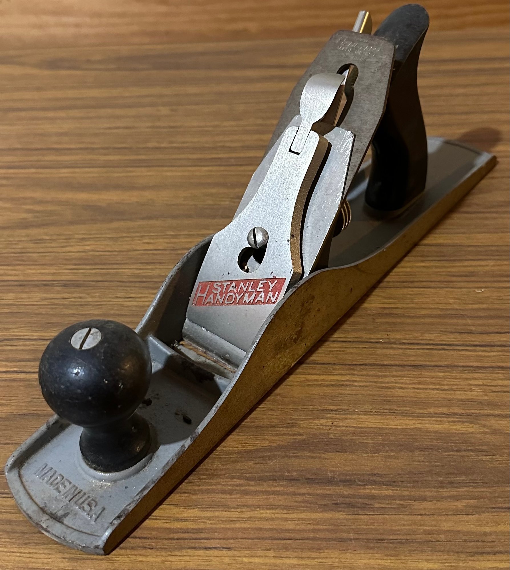 Lot 529 - Vintage Stanley Handyman Plane Planer - Hand Tool - Wood ...