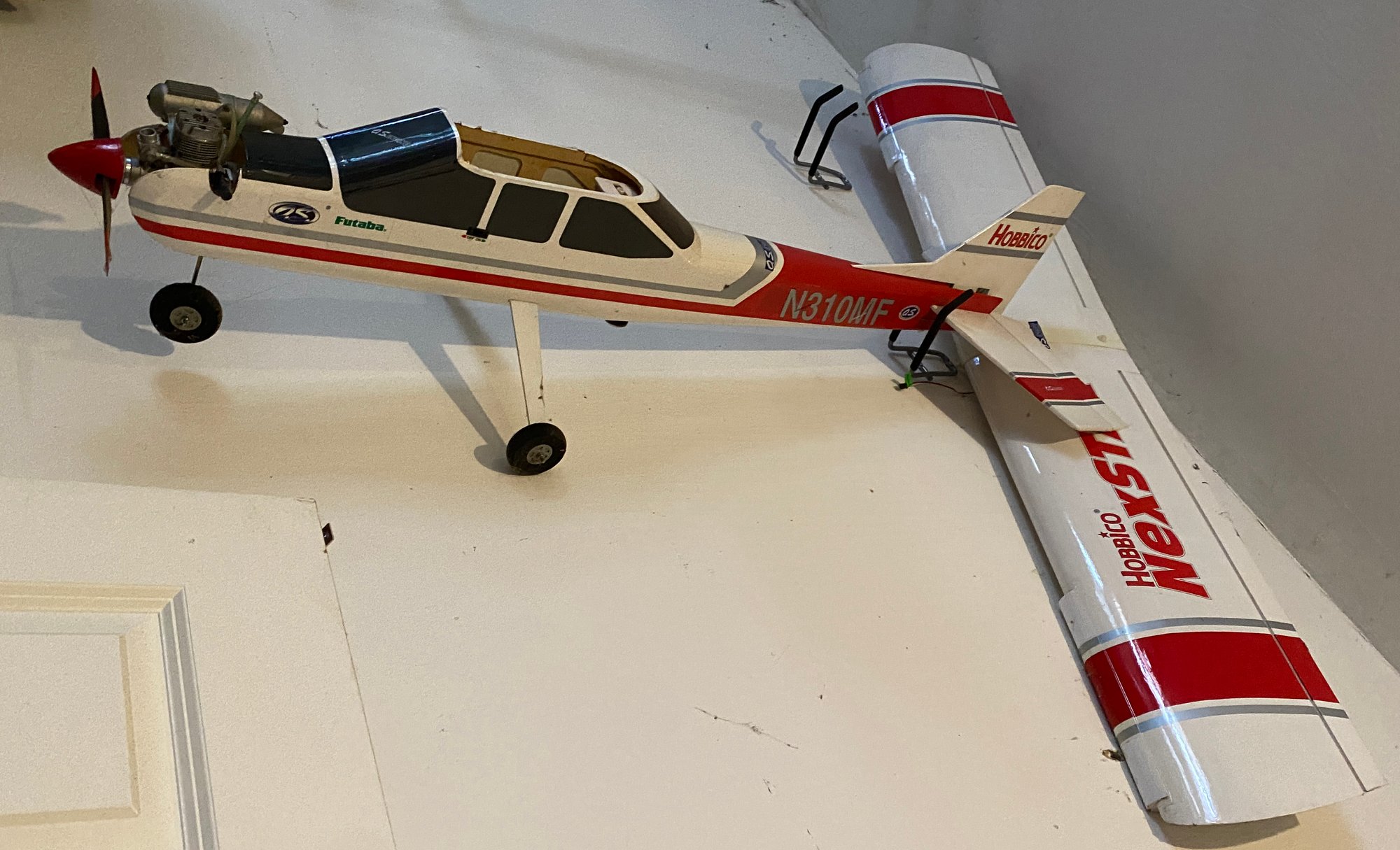 Lot 289 - Large Hobbico Nexstar RC Remote Control Plane - N310MF #3187 ...