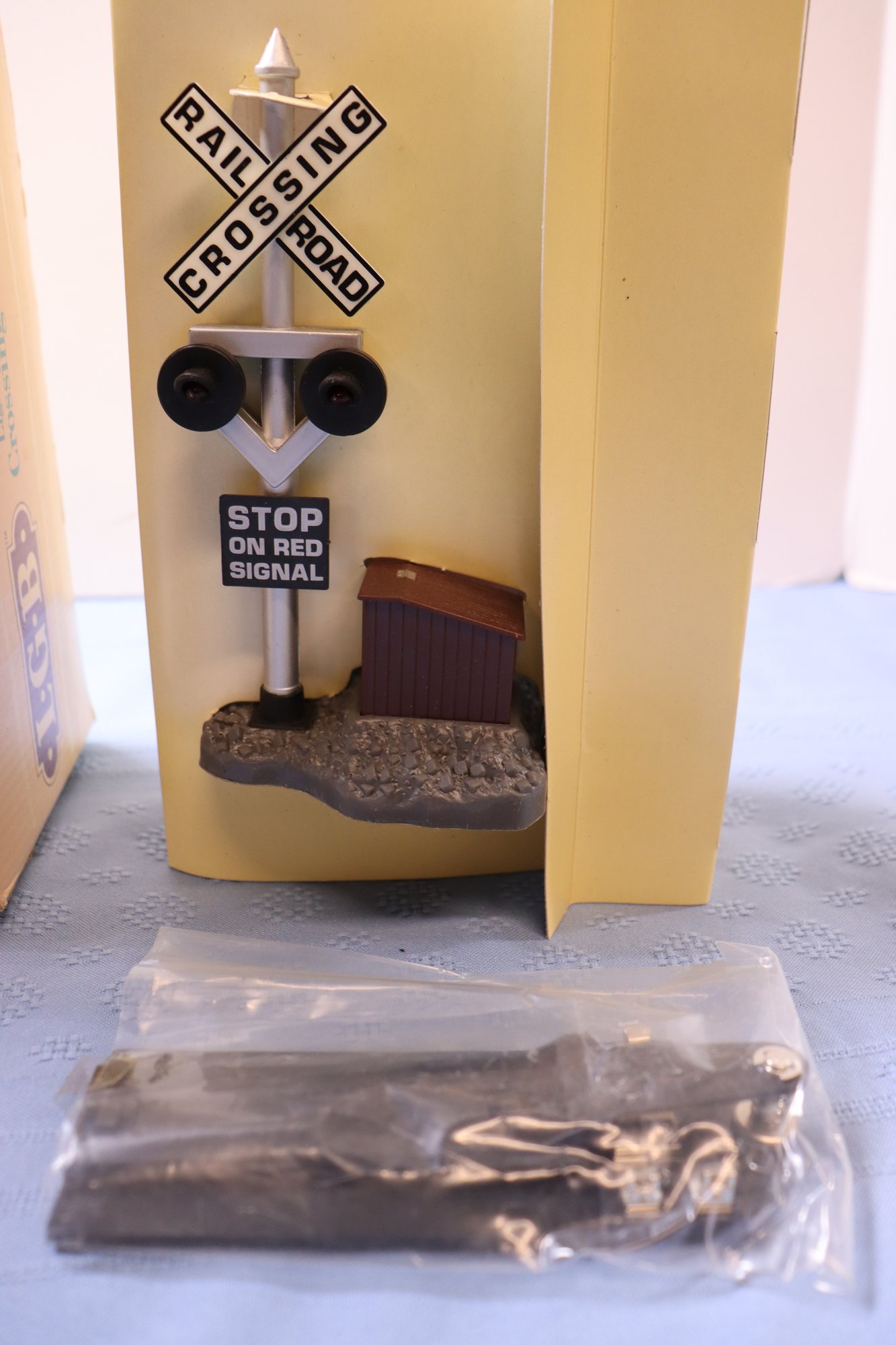 Lot 271 - Vintage Life Like Railroad Crossing Train Toy - Battery ...