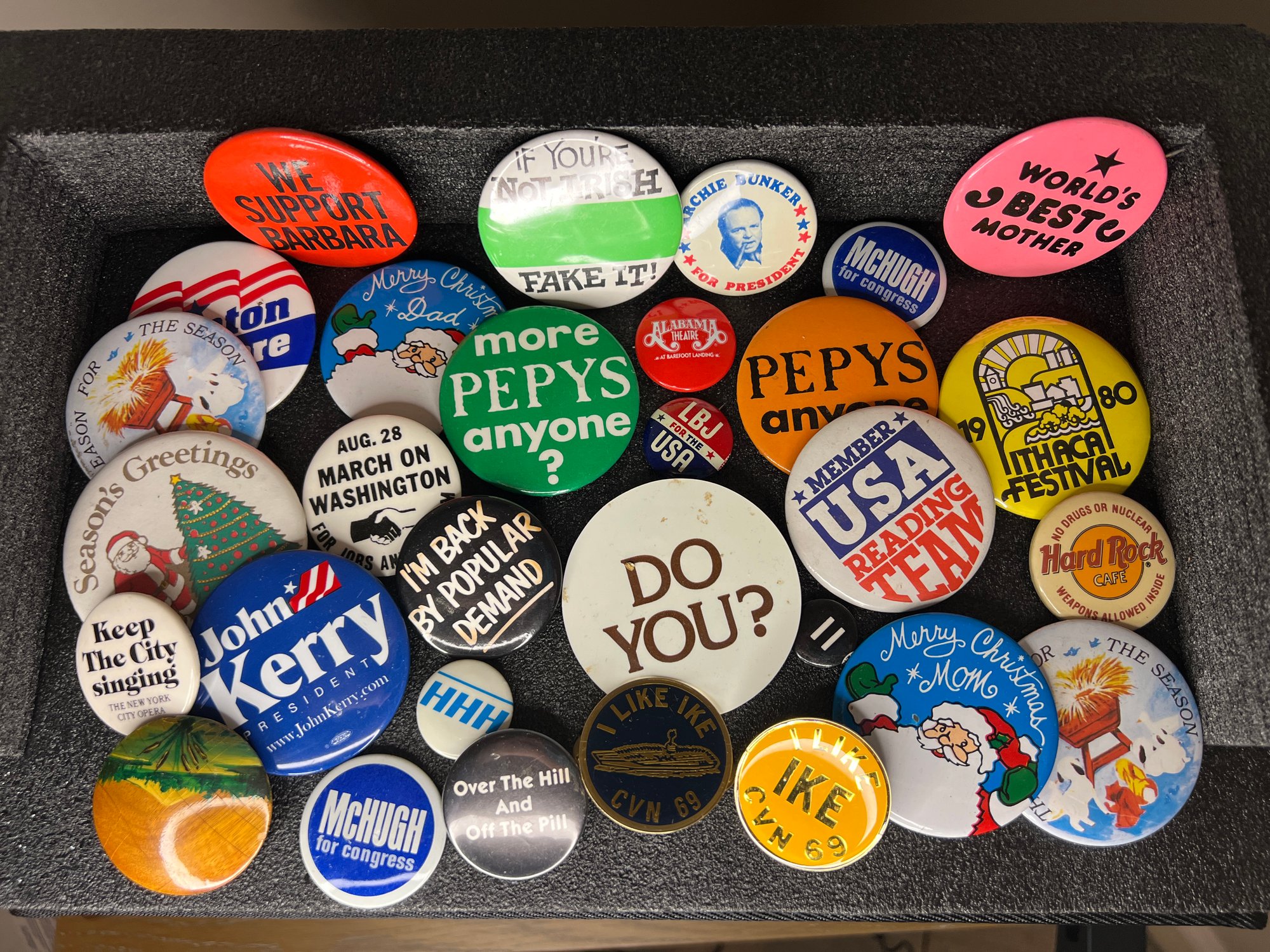 Lot 41 - Large Lot Of Political And Funny Collectors Pin With Different ...
