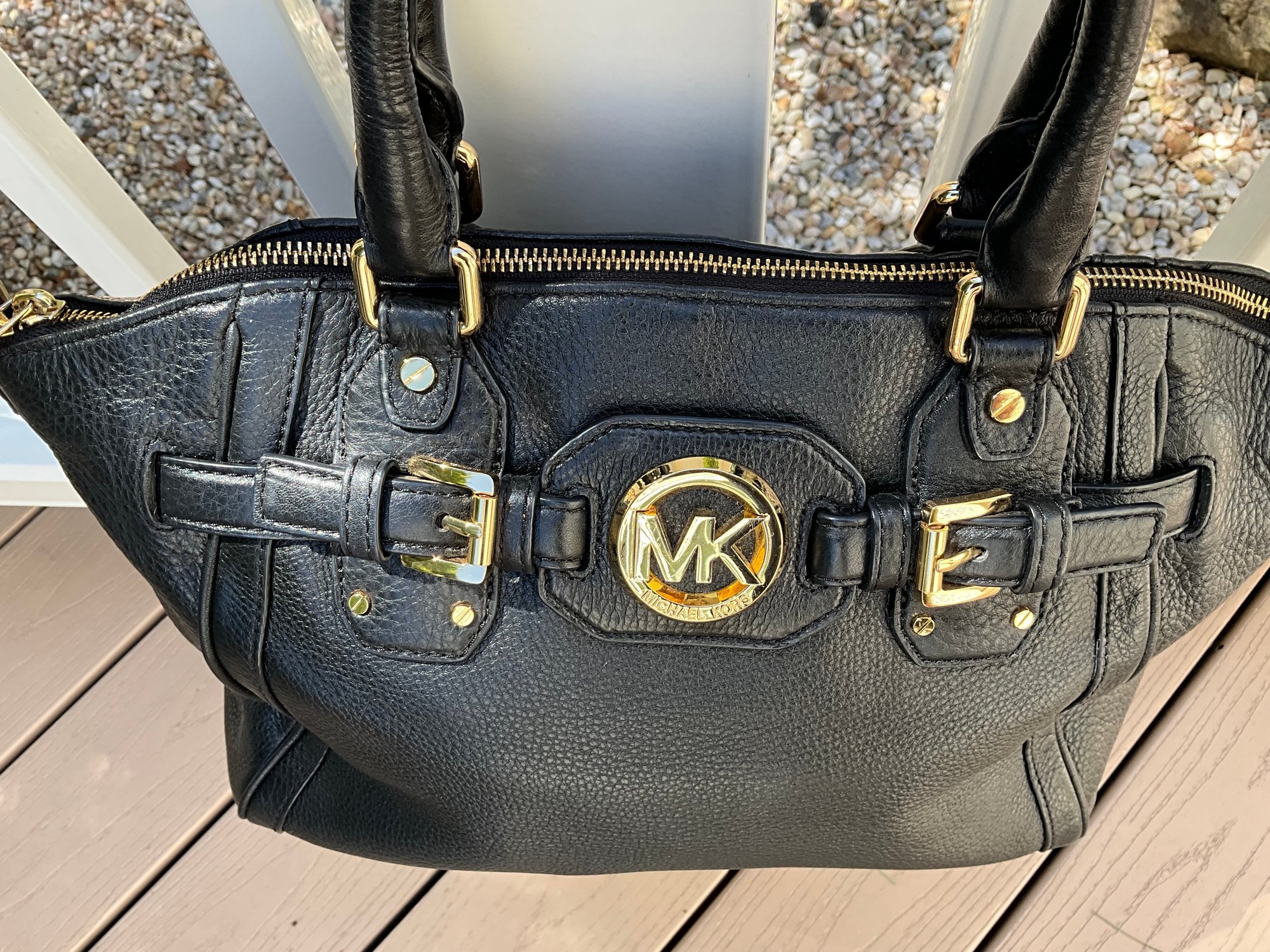 Lot 30SES- Michael Kors Black Pebbled Leather Shoulder Bag - Cross Body ...