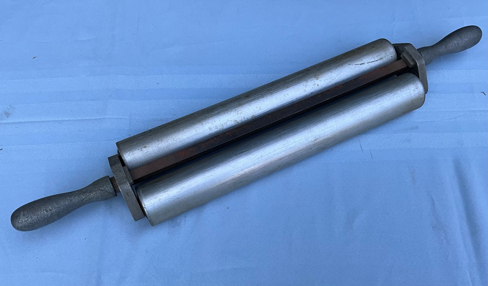 Lot 60- MCM Mid Century Johnson Boston Large 26 Inch Double Rolling Pin ...