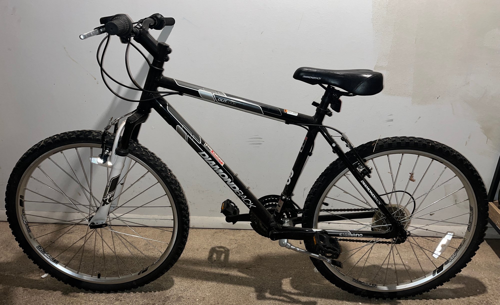 Diamondback Outlook Mountain Bike #110140 | Auctionninja.com