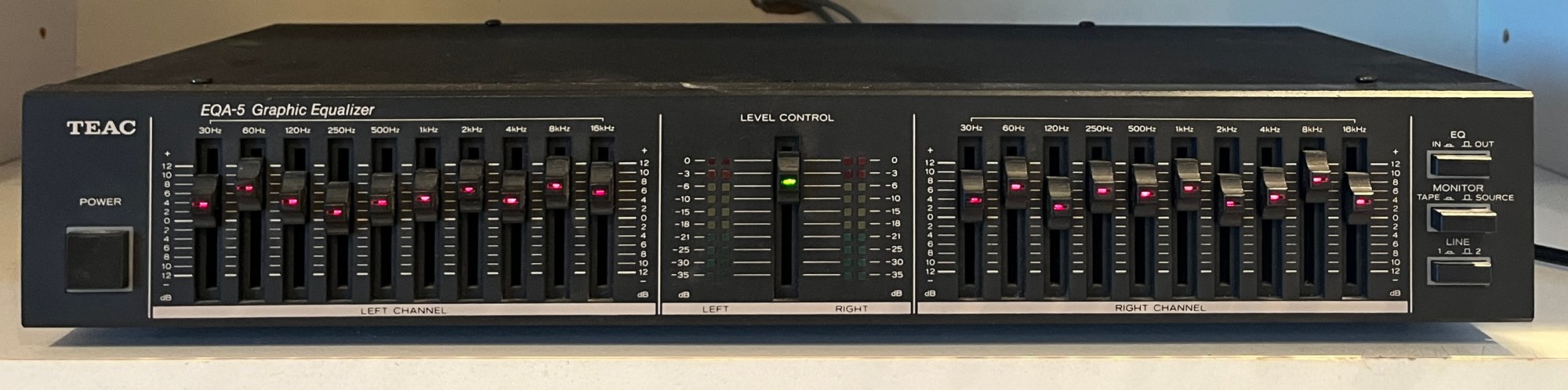TEAC Stereo Graphic Equalizer - Remote Not Included - Model EQA-5 #116359 | Auctionninja.com