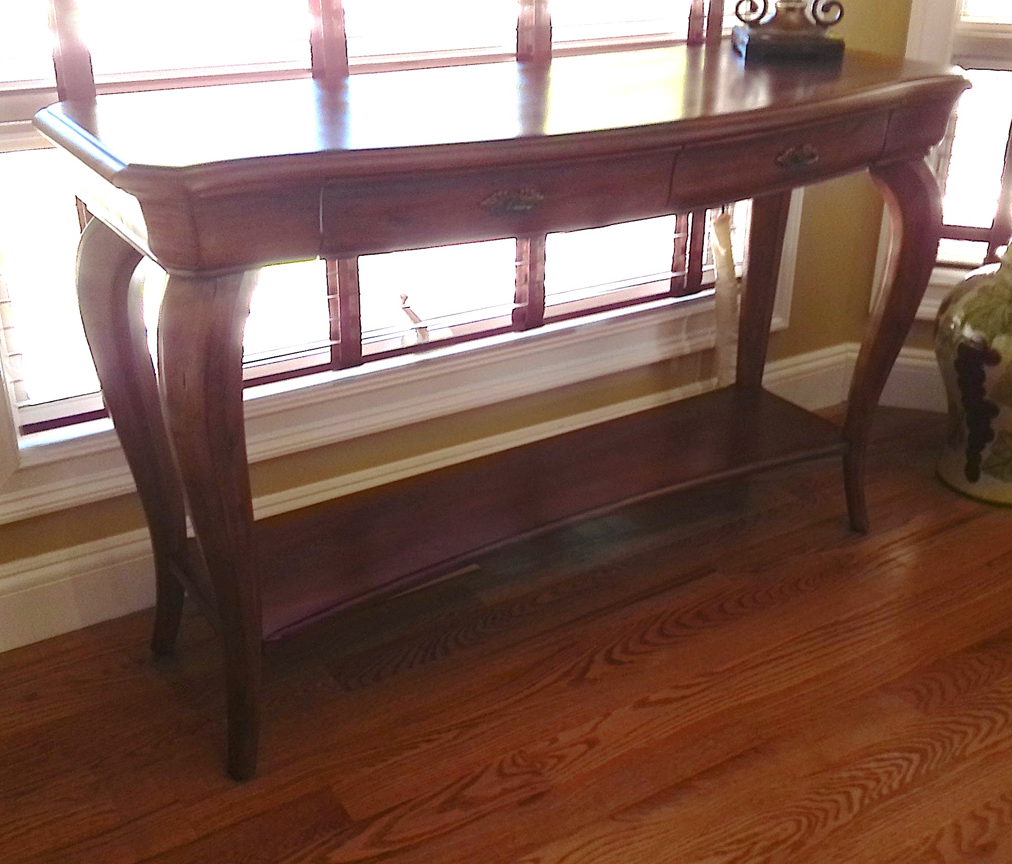 Schnadig Console Table #110963 | Auctionninja.com