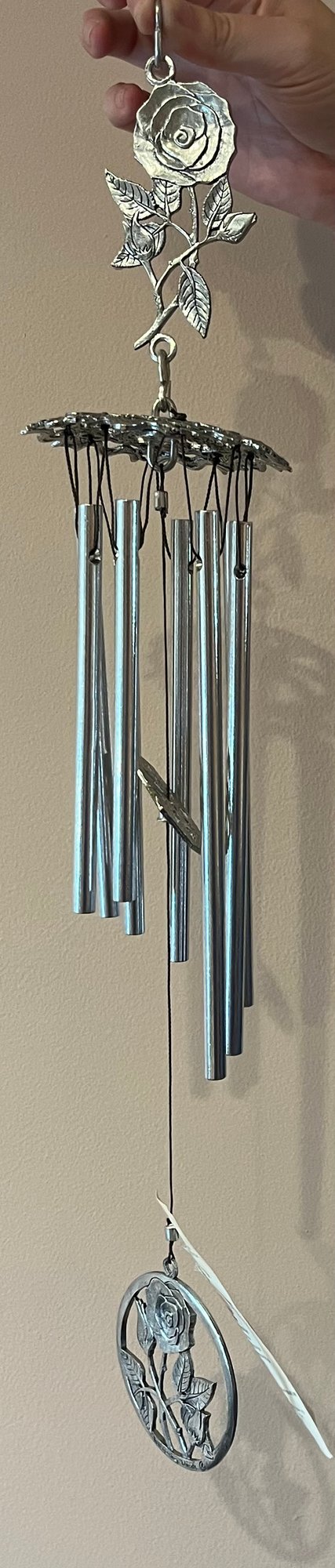 Whispering Winds Fine Pewter Wind Chimes #83620 | Auctionninja.com