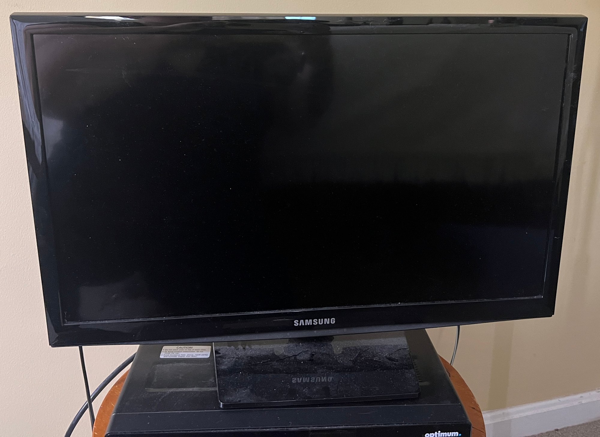 Samsung 24" TV With Remote Model #: UN24H4000AFXZA #109511 ...