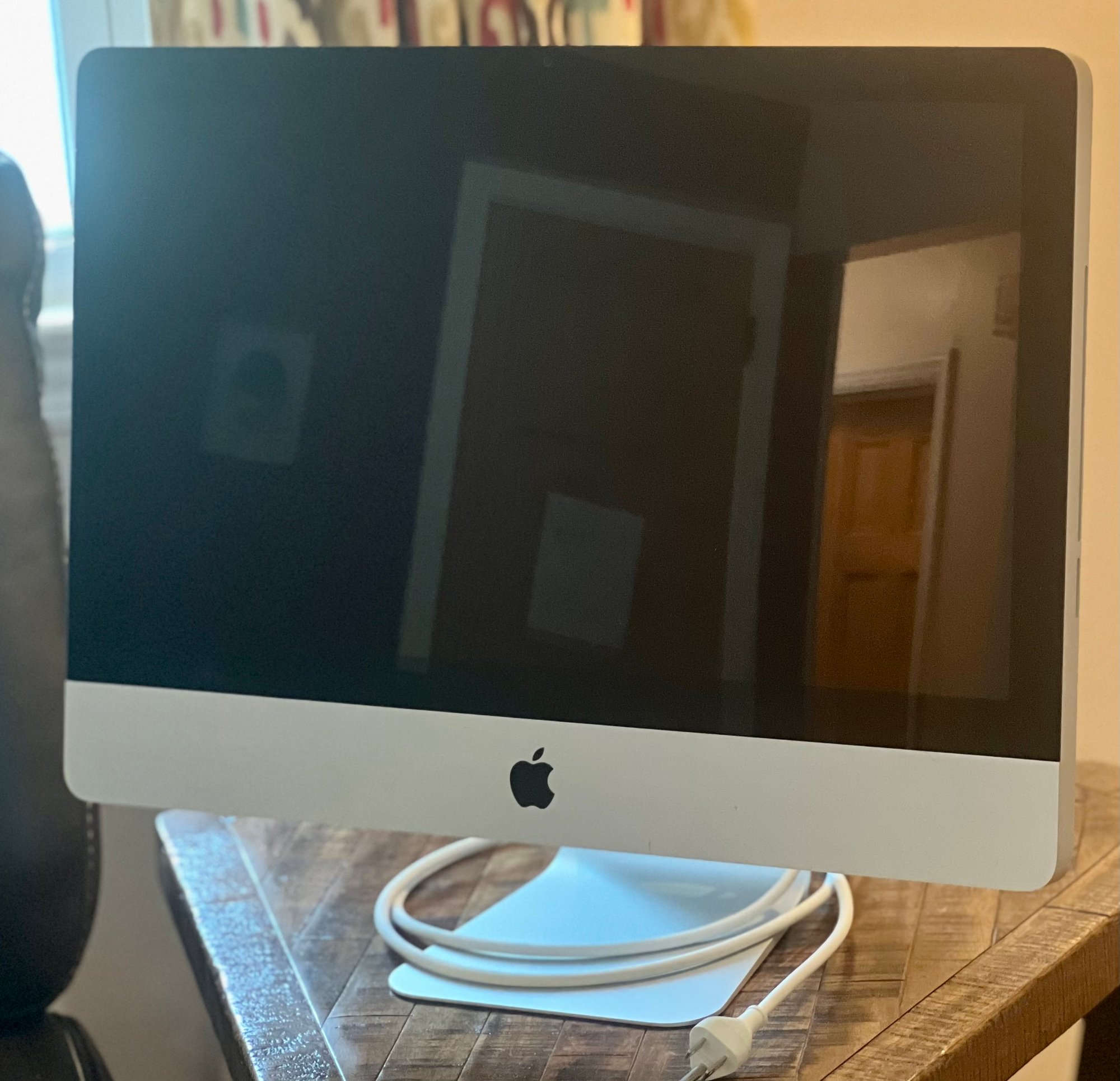 IMac 21.5" Screen Model A1311 Serial W8027L2QDAS With Original Box ...
