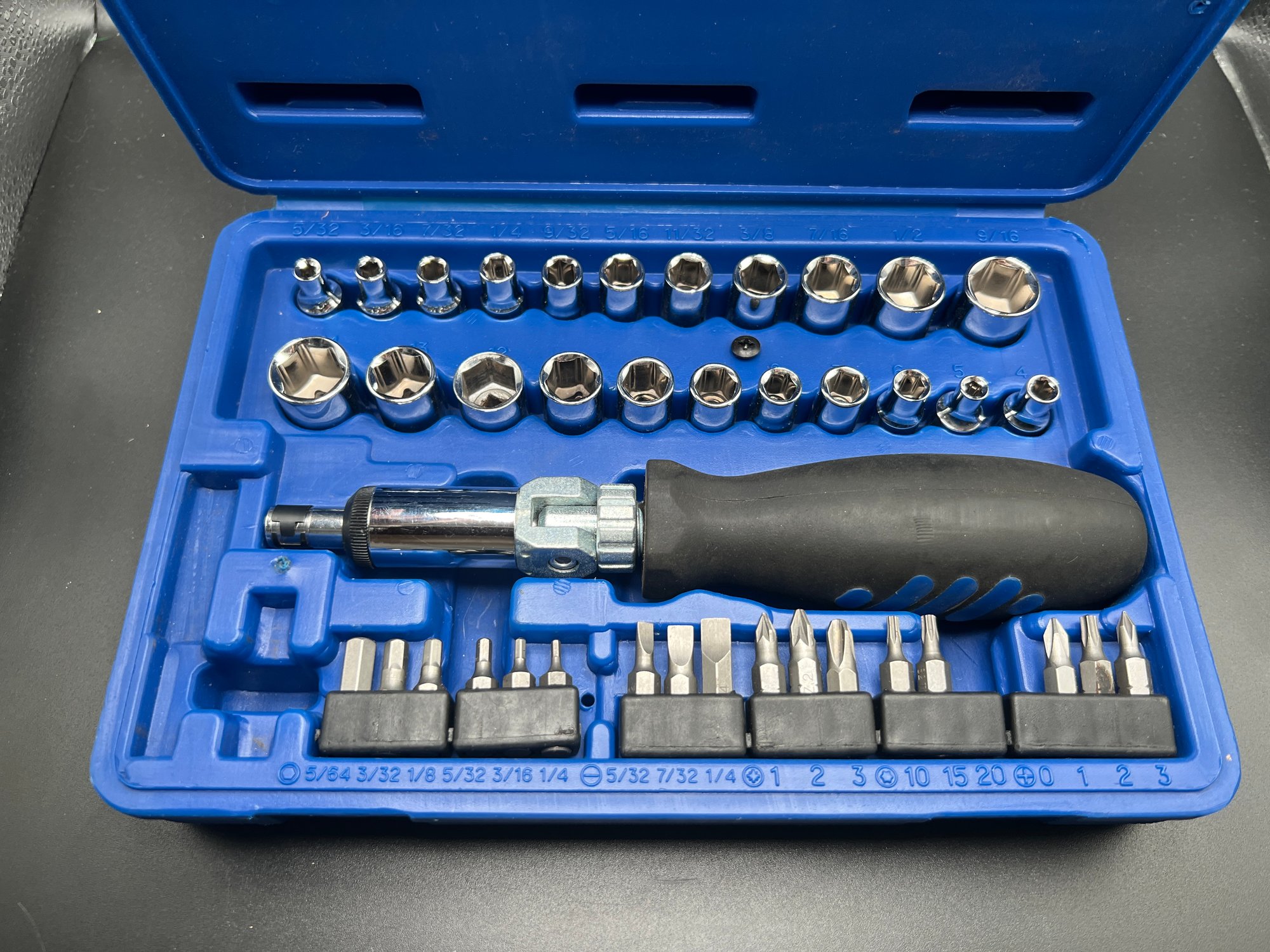 Companion Screwdriver & Socket Set #115231 | Auctionninja.com