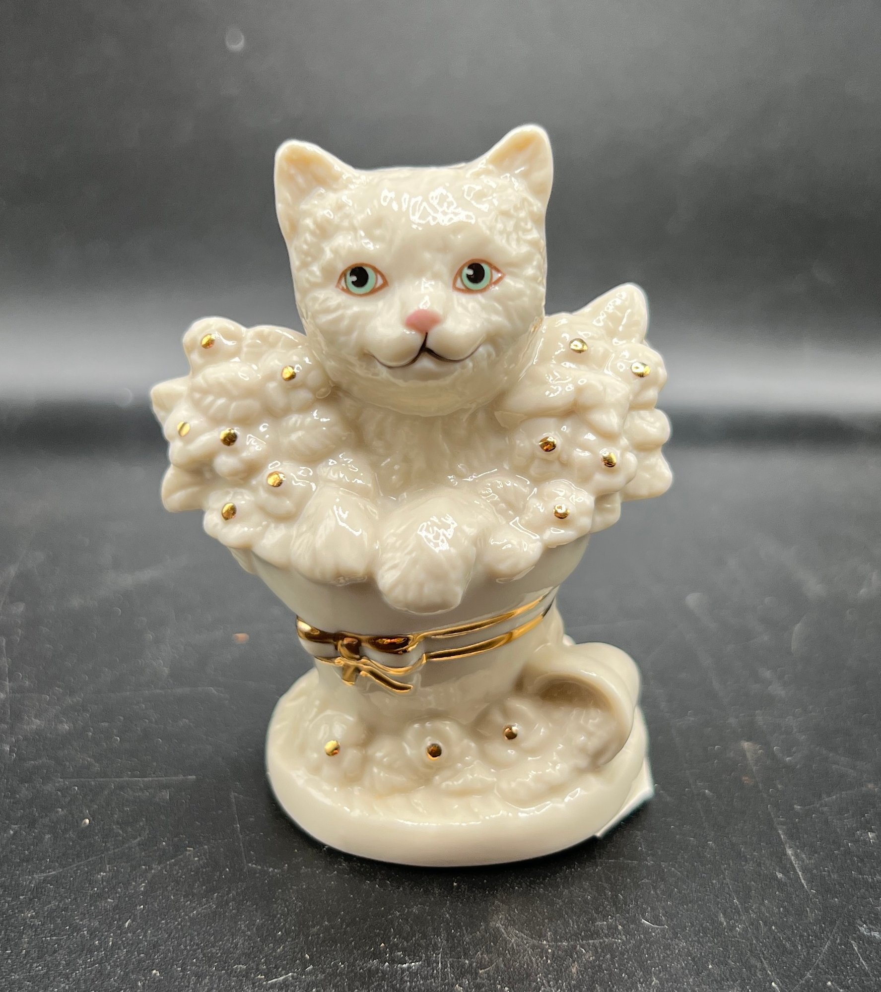 Lenox Cat In Flower Basket Porcelain Figurine #115233 | Auctionninja.com