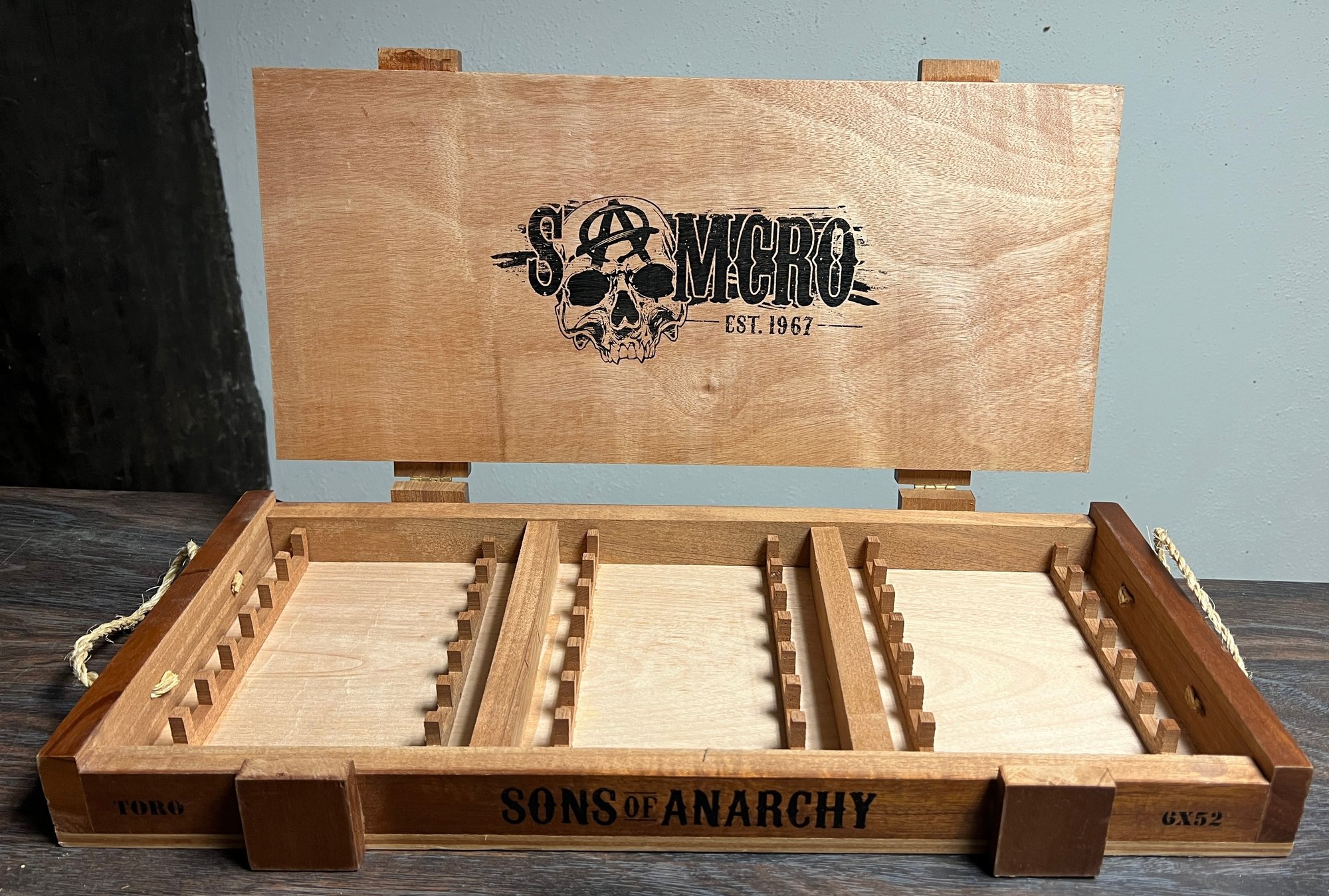 Sons Of Anarchy KG9 Clubhouse Limited Edition Cigar Box. SAMCRO #129412 ...