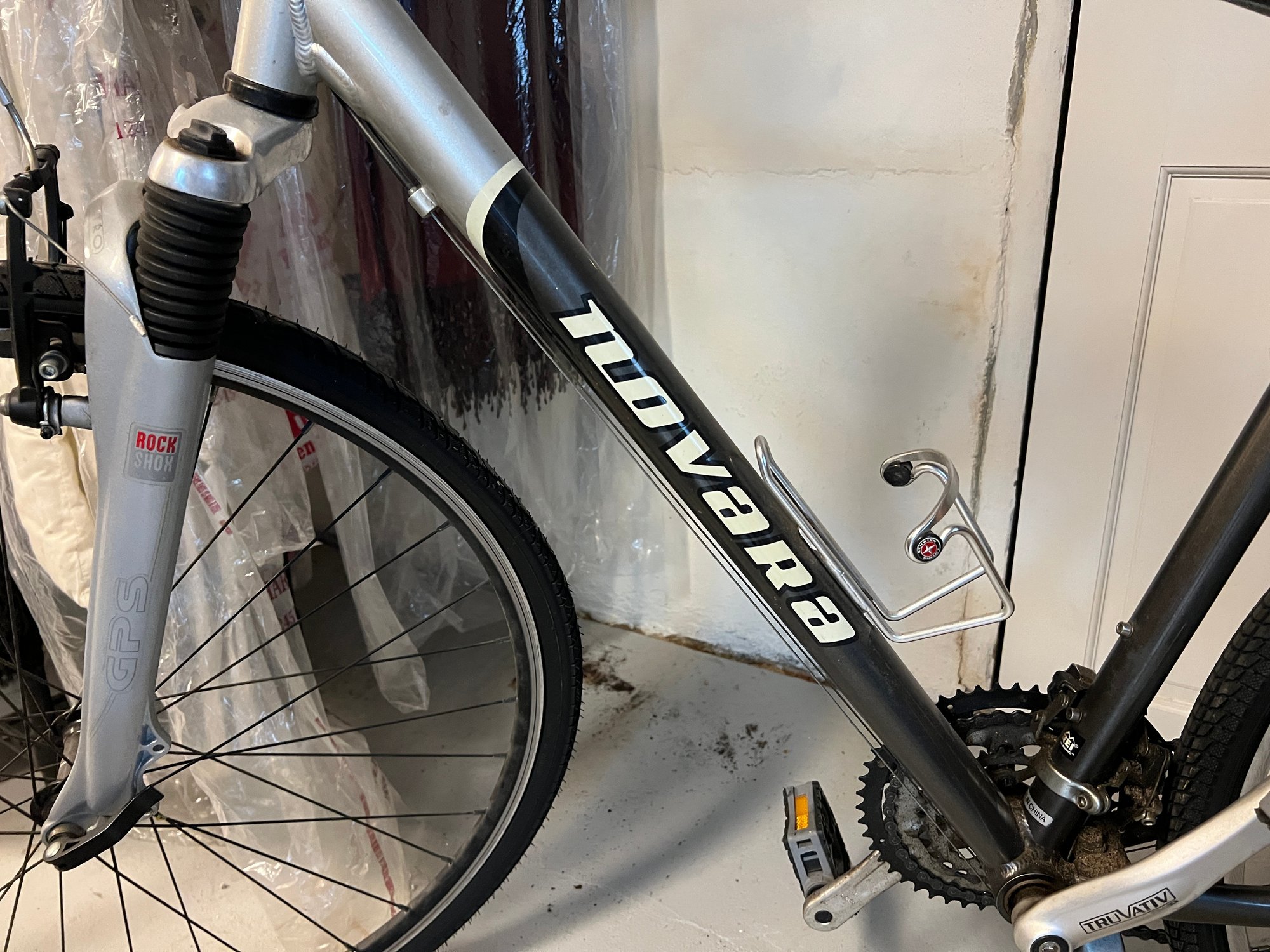 Novara XR Comfort Series Bicycle #137933 | Auctionninja.com