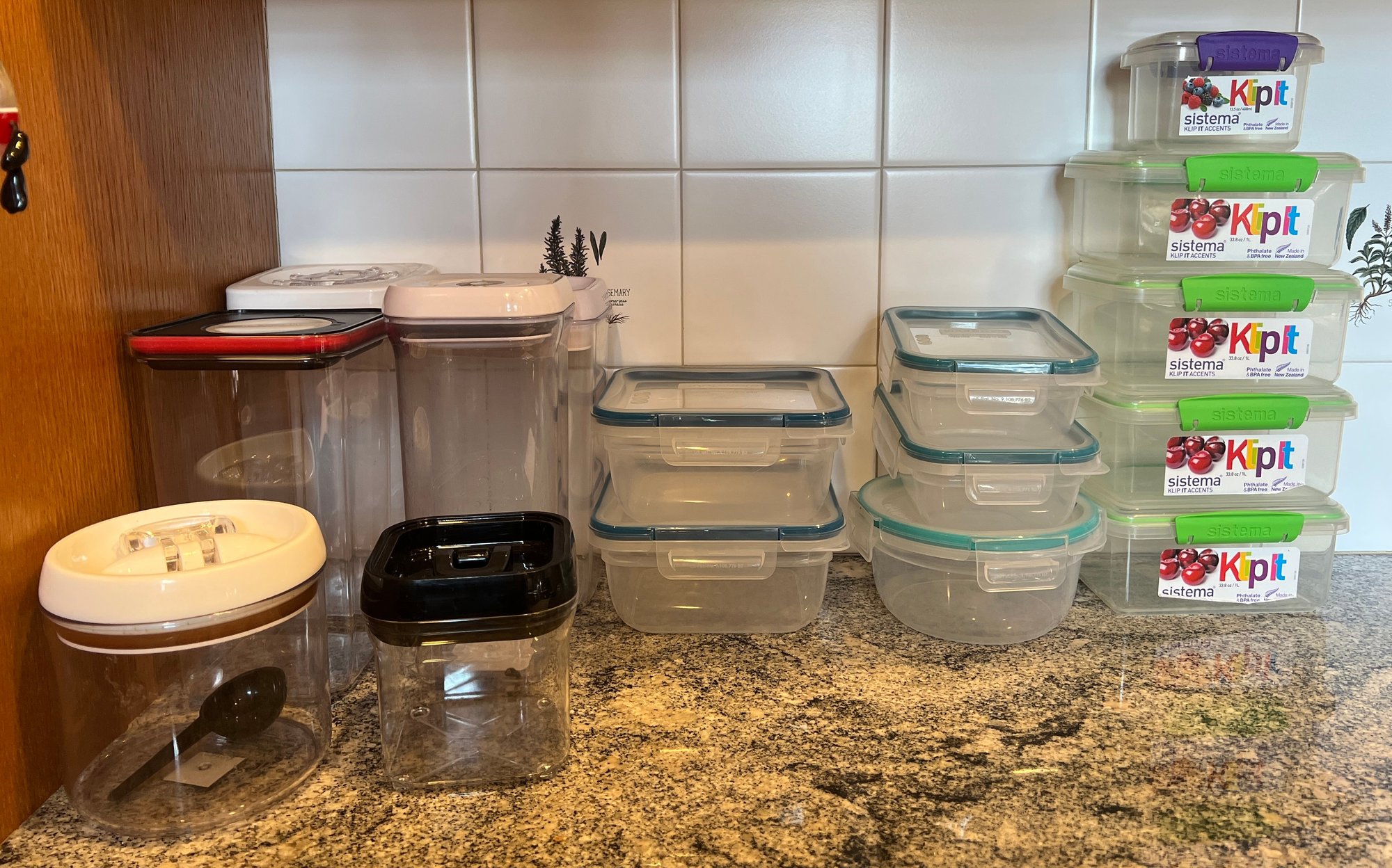 Assorted Snap-lock Food Storage Containers - 16 PCS #154710 ...