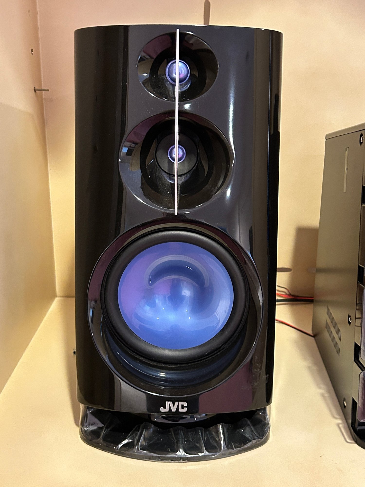 JVC's Sophisti Line NX-D2 Compact Component System #156350 ...
