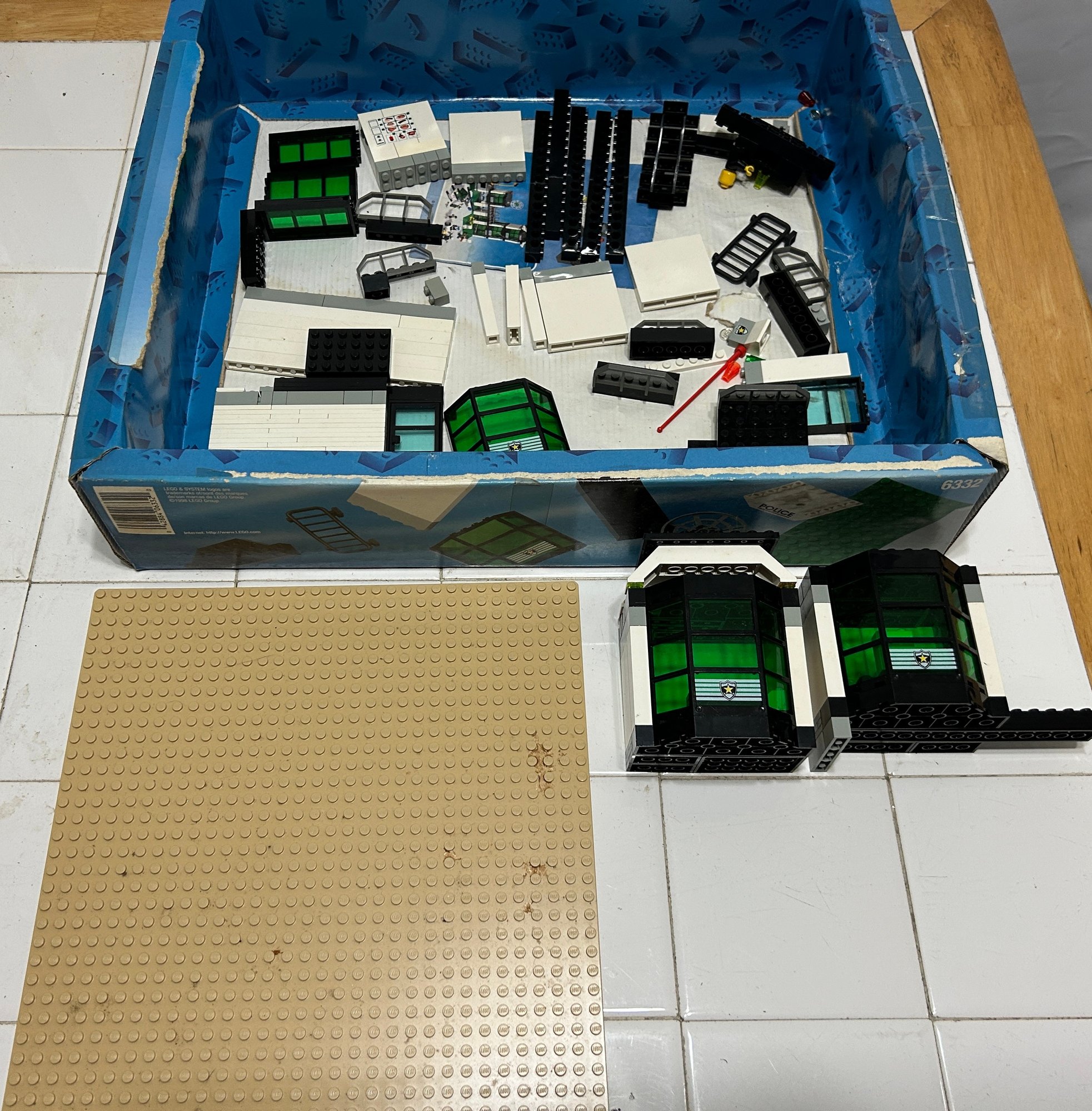 LEGO Command Post Central Set 6332 #151265 | Auctionninja.com