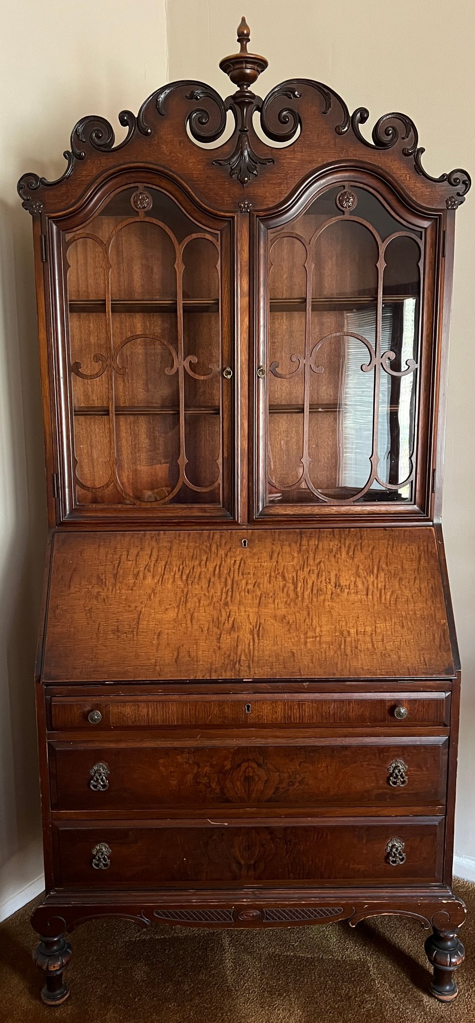Antique Wood Traditional Secretary Desk #127030 | Auctionninja.com