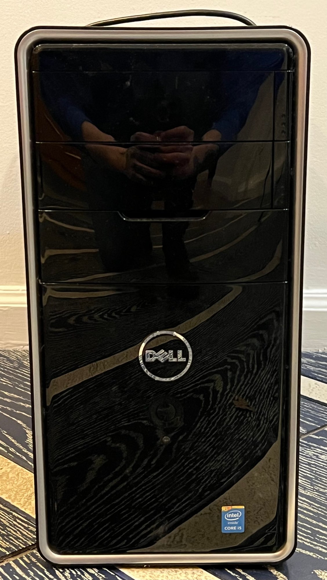 Dell Windows Pro 8 Tower #95473 | Auctionninja.com