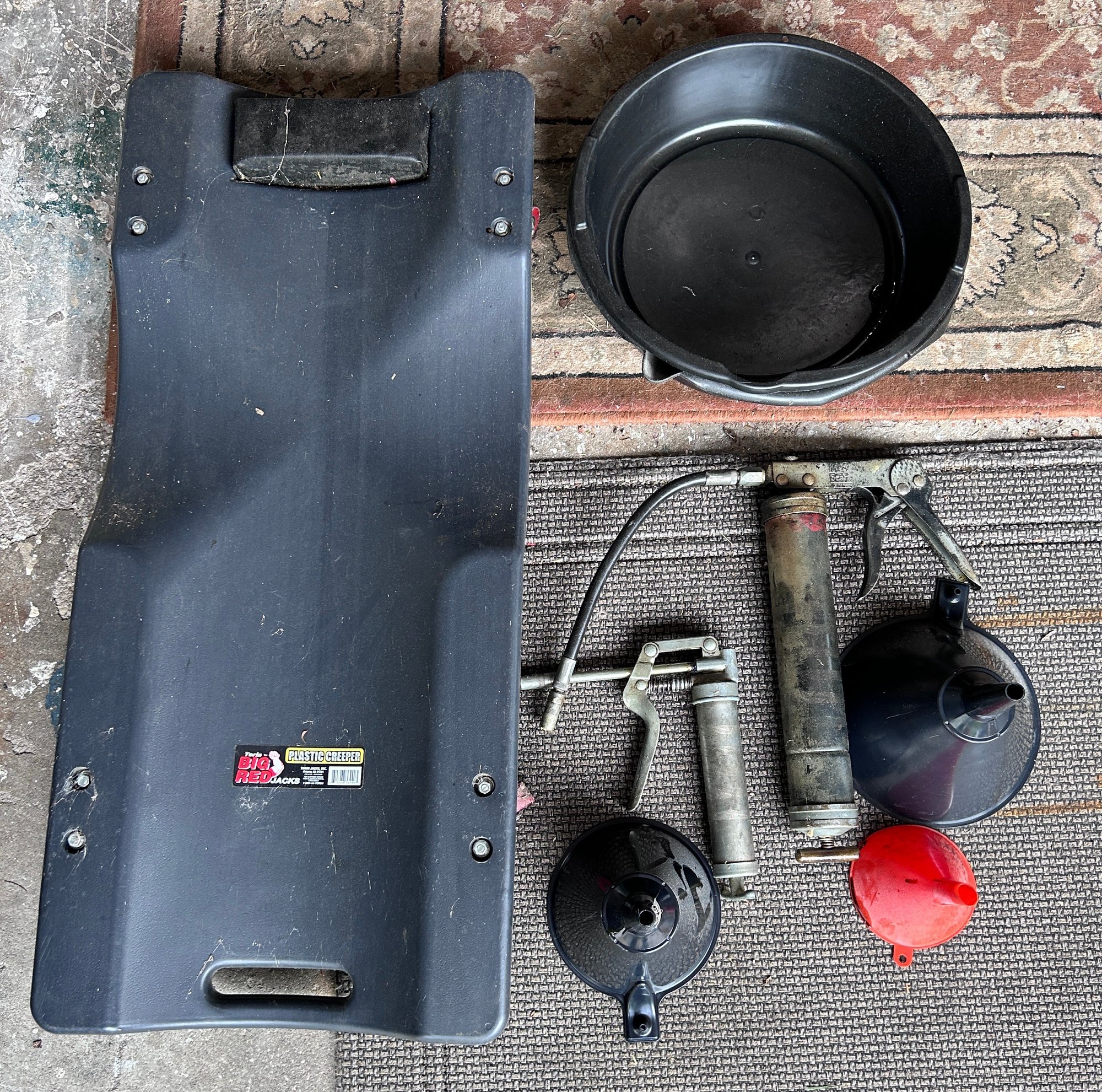 Big Red Jacks Plastic Creeper, 3 Funnels, Oil Pan, Grease Guns, 7 Piece ...