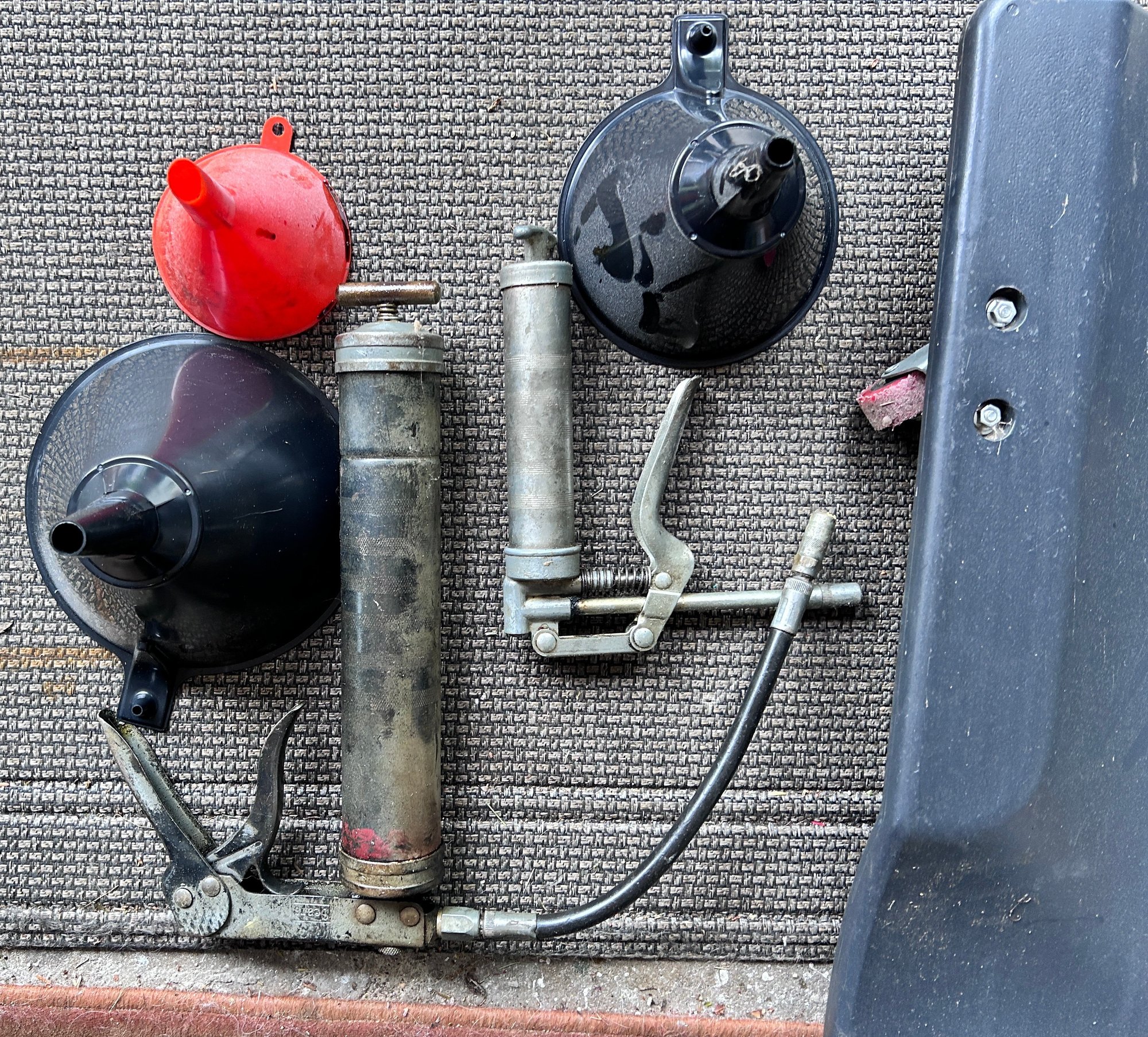 Big Red Jacks Plastic Creeper, 3 Funnels, Oil Pan, Grease Guns, 7 Piece ...