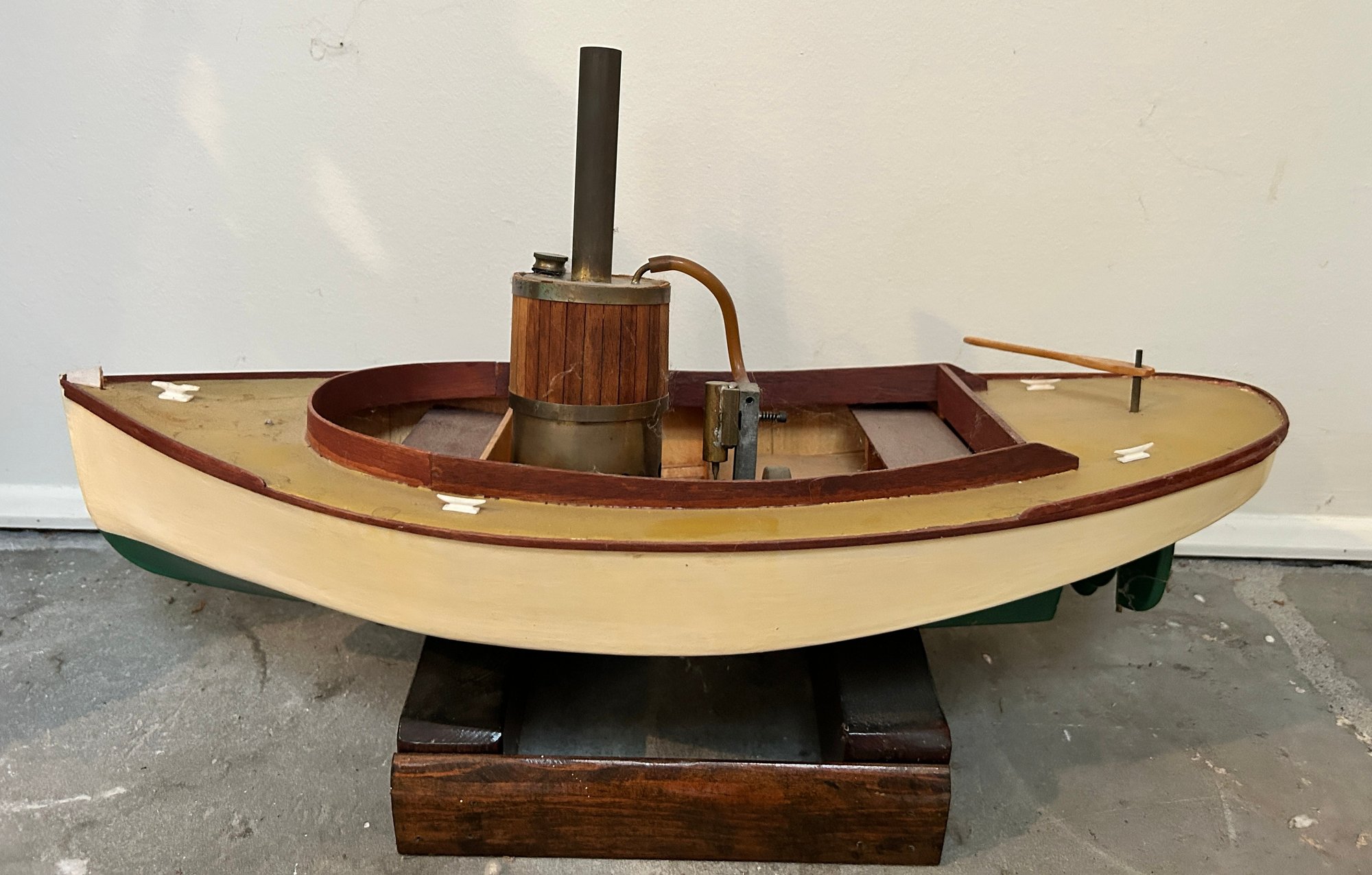 Fantail Launch II Open Steam Yacht Wooden Model #146419 | Auctionninja.com