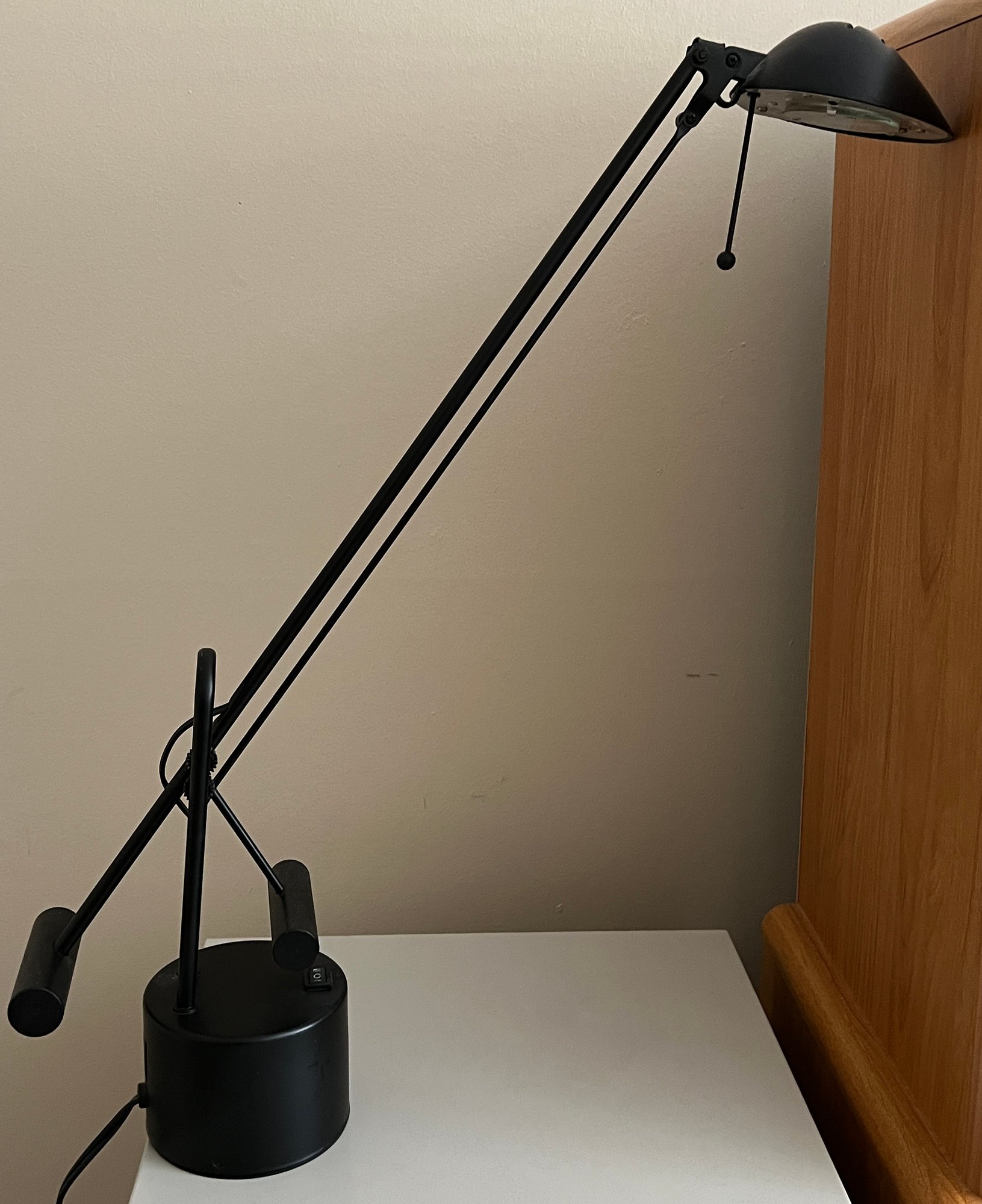 Counter-Balanced Halogen Desk Lamp #127417 | Auctionninja.com