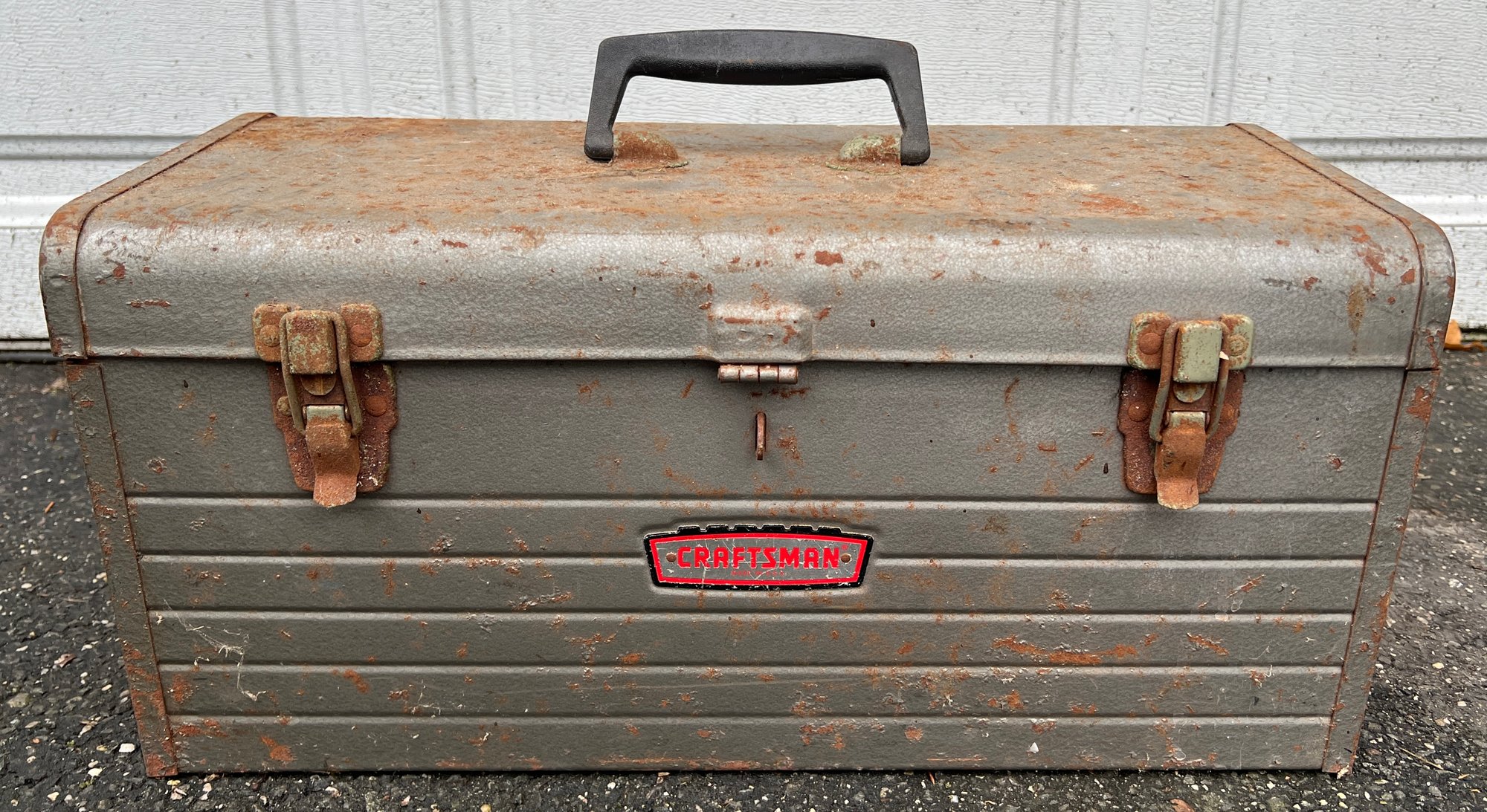 Loaded Craftsman Metal Tool Box With Assorted Tools #110588 ...