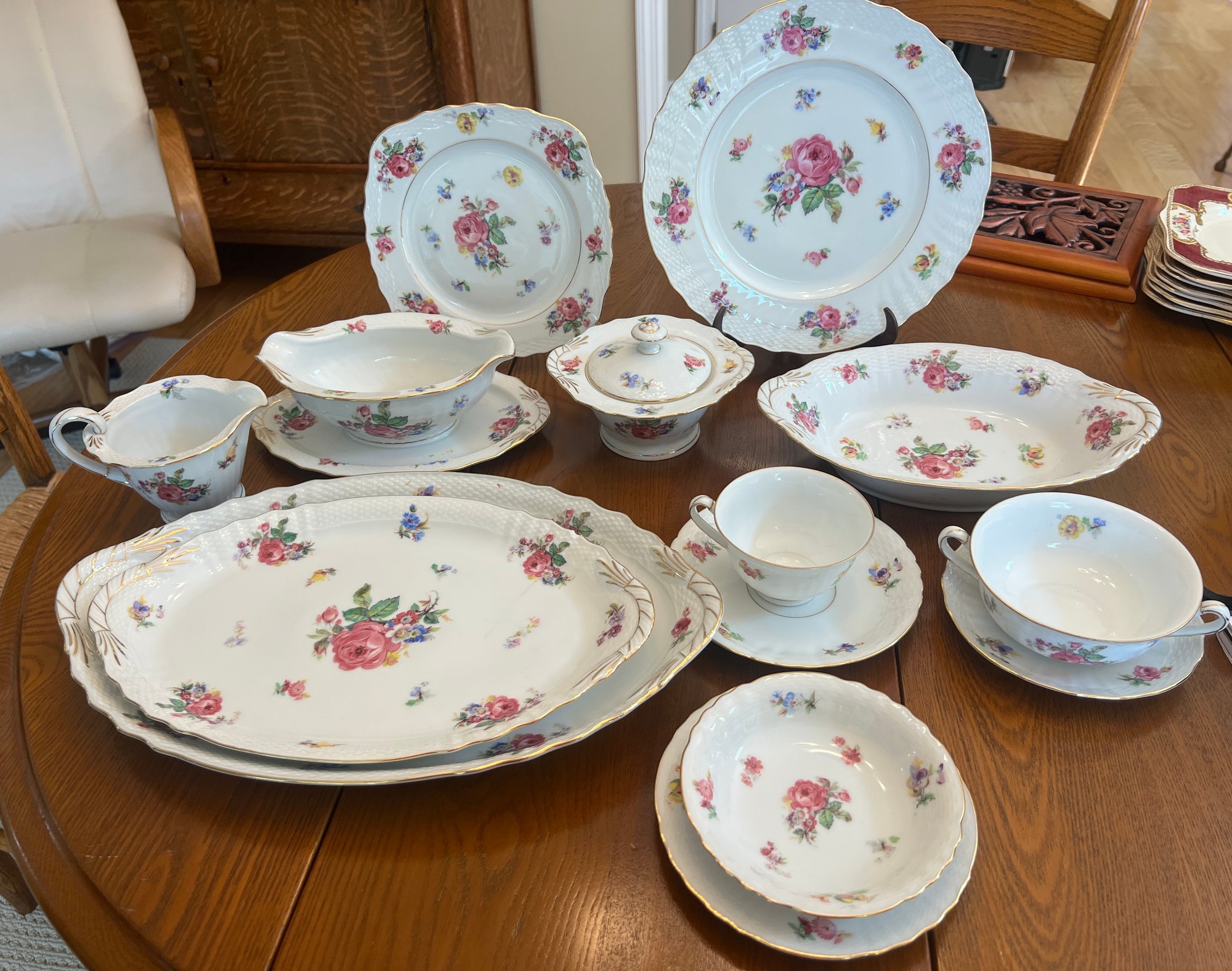 Epiag Czechoslovakia China Set- 80 Pieces #111077 | Auctionninja.com