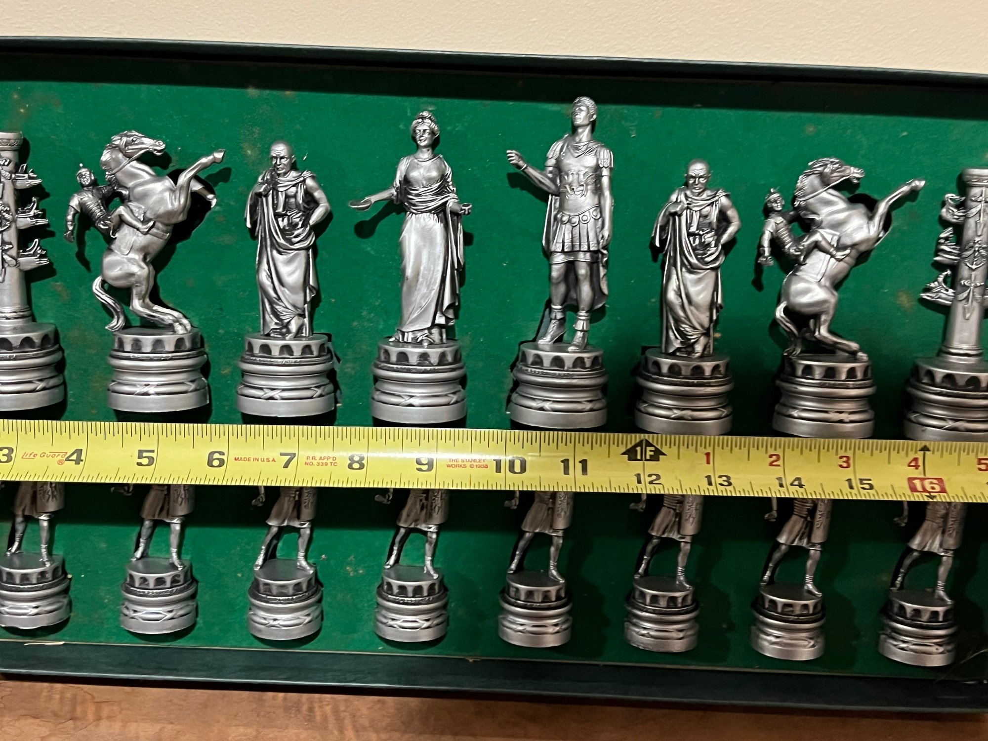 Classic Games Collectors Series Chess Set With Matching Board Edition 1 ...