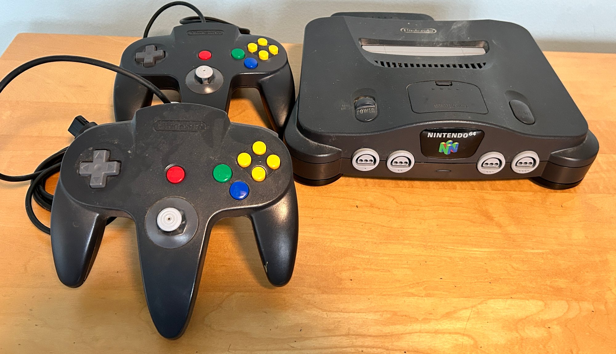 Nintendo 64 Control Deck With 2 Controllers Model NUS-001 #113967 ...
