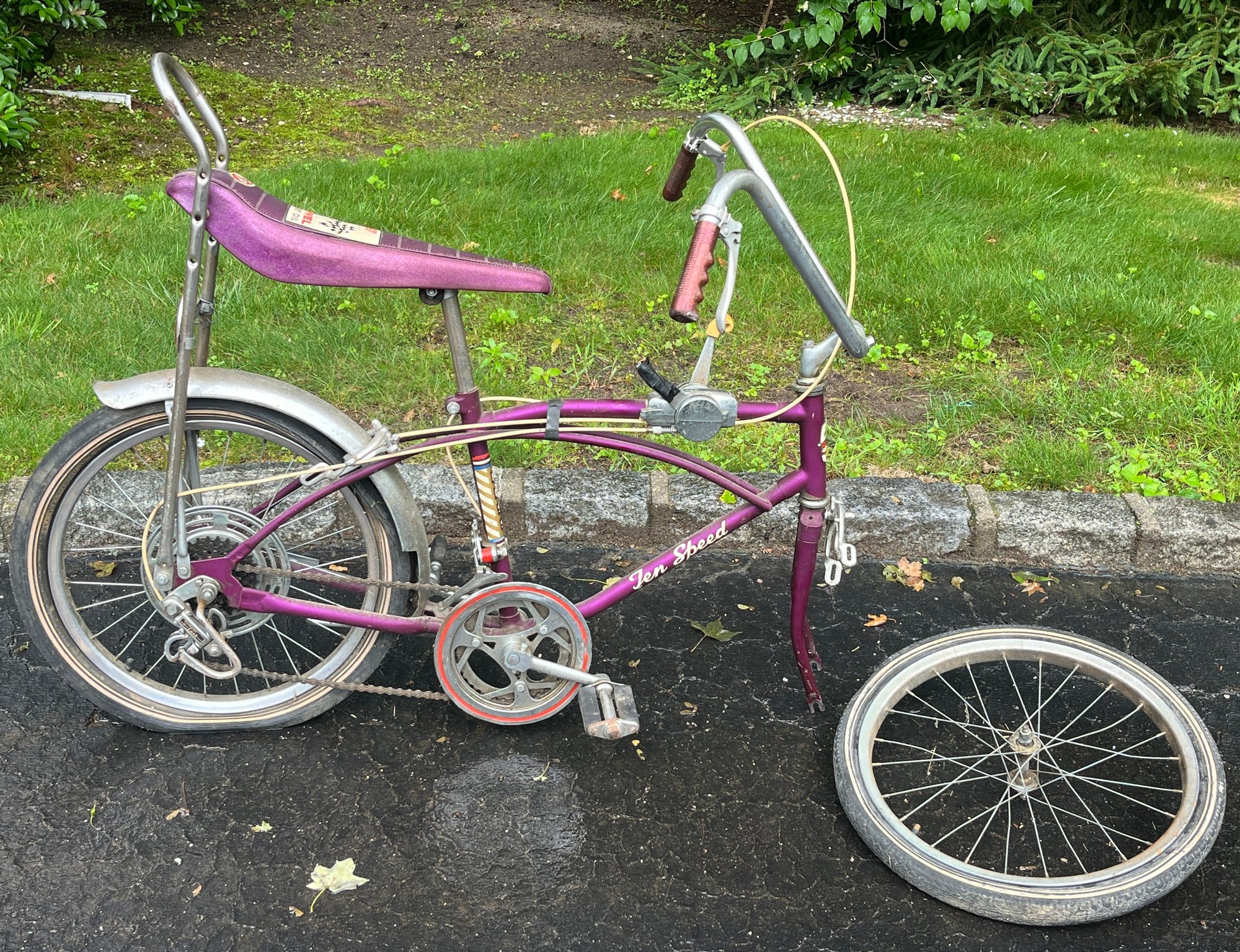 Vintage Ross Shimano Ten Speed Bicycle With Banana Seat #136609 ...