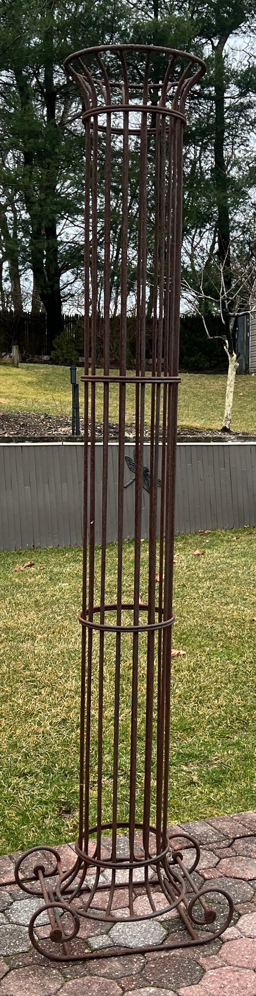 Column Cast Iron Decorative Garden Trellis #127915 | Auctionninja.com
