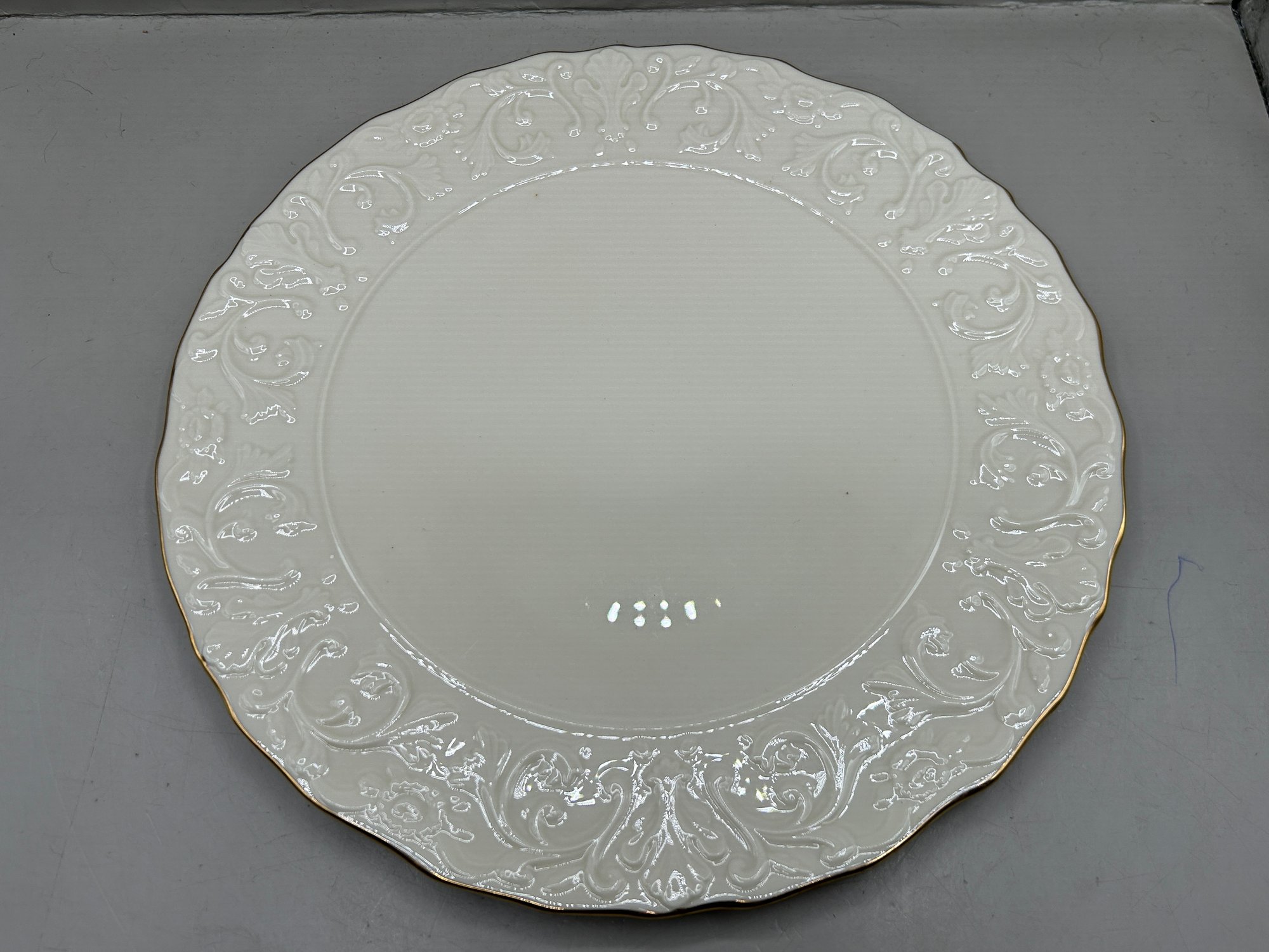 Lenox Georgian Collection Cake Plate #154266 | Auctionninja.com