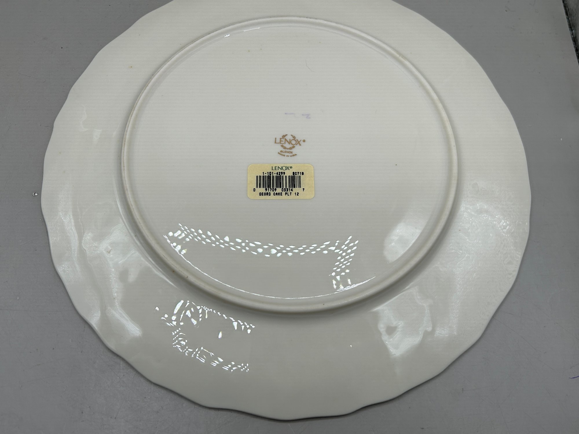 Lenox Georgian Collection Cake Plate #154266 | Auctionninja.com
