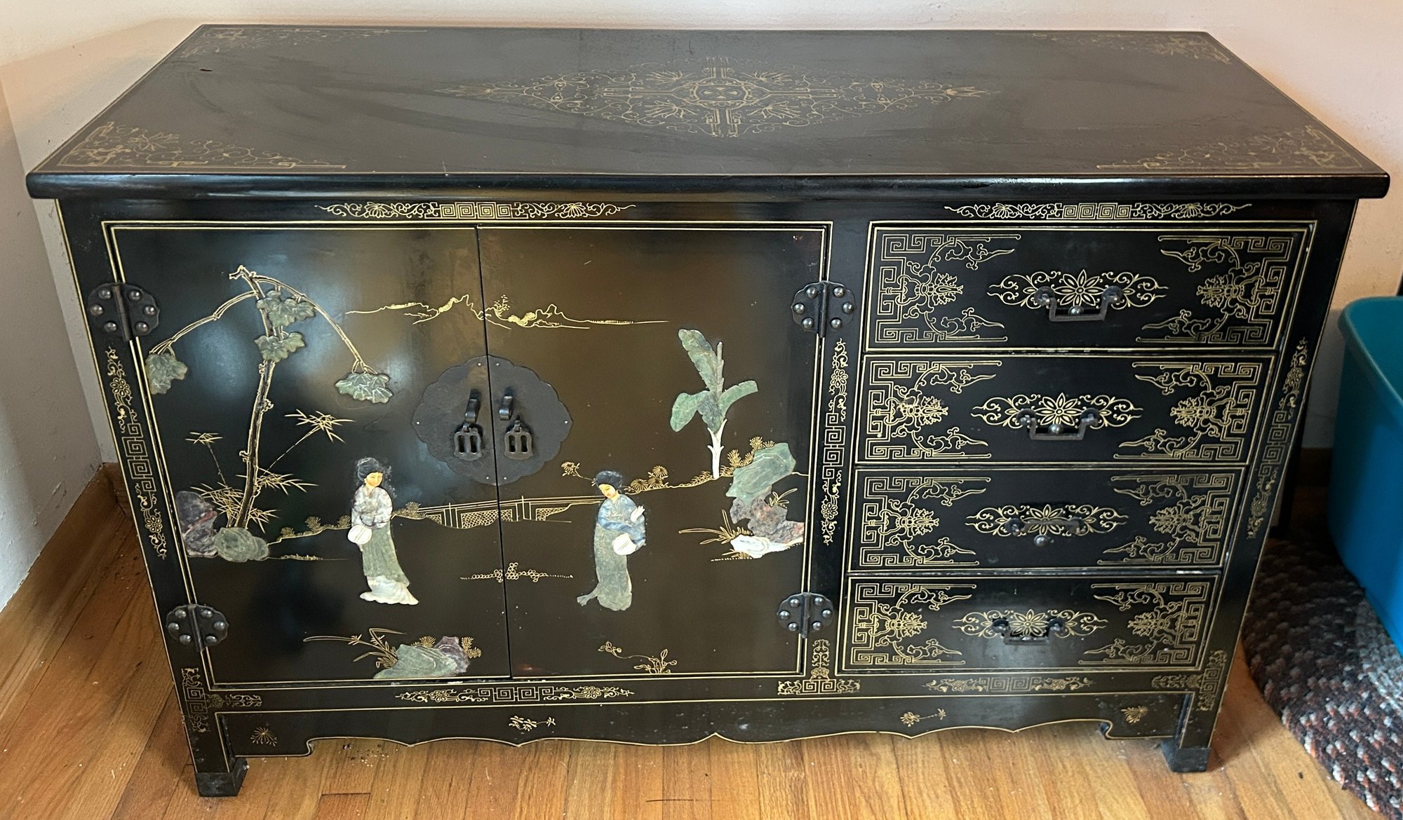 Chinese Chinoiserie Lacquered Side Cabinet With Mother Of Pearl Inlays ...
