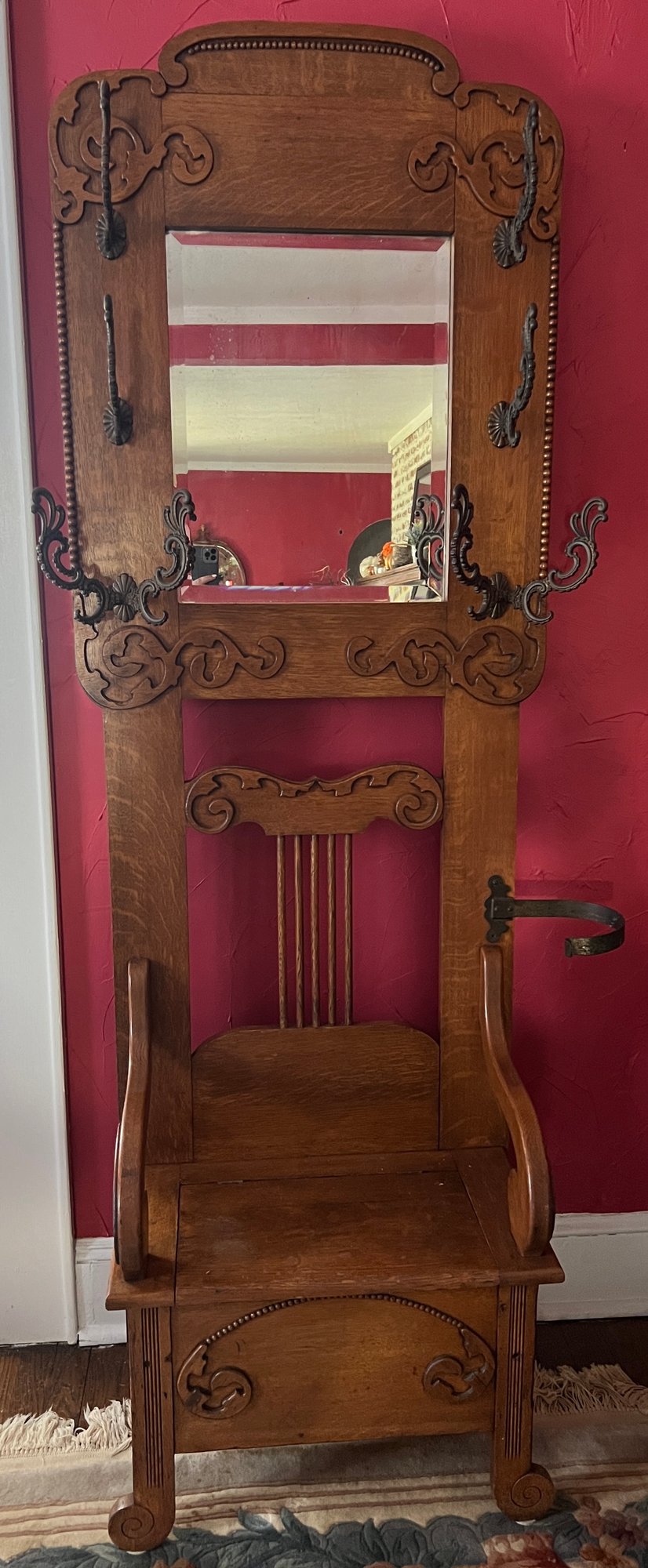 Antique Oak Hall Tree Bench With Storage #127990 | Auctionninja.com