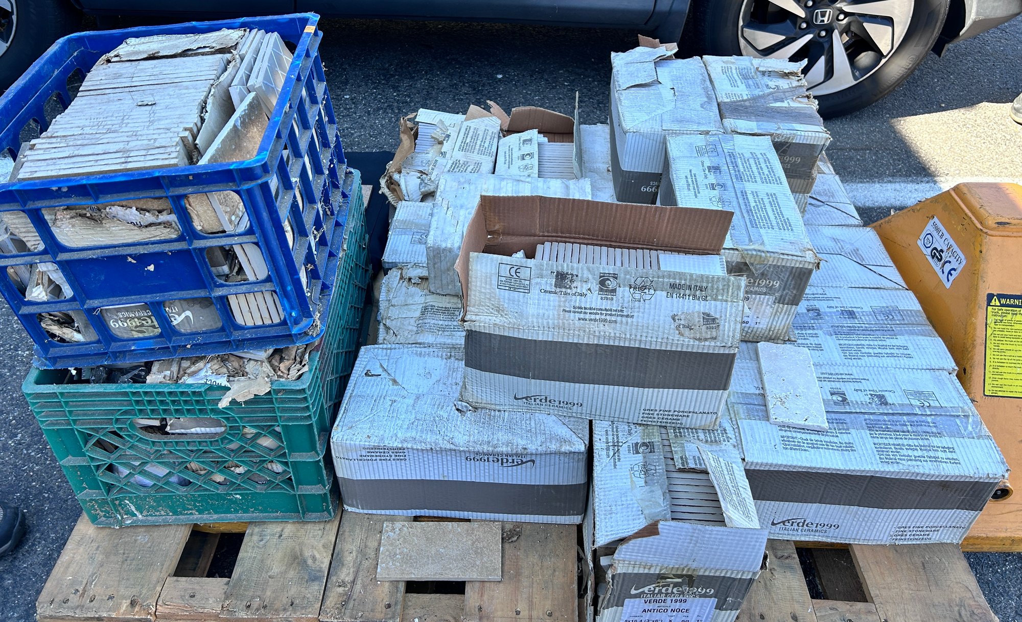Verde1999 Fine Italian Porcelain Tiles, 16 Boxes & 2 Bins #128211 ...