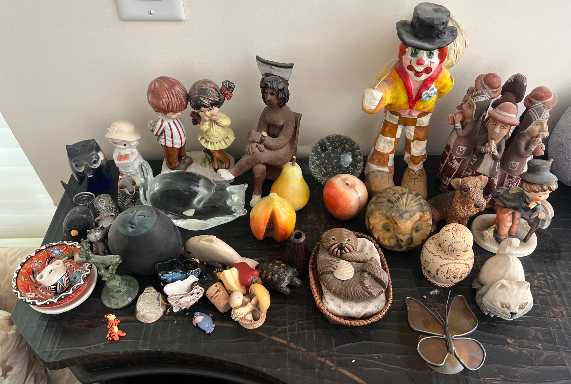 Assorted Lot Of Trinkets, Various Sizes And Types #107735 ...
