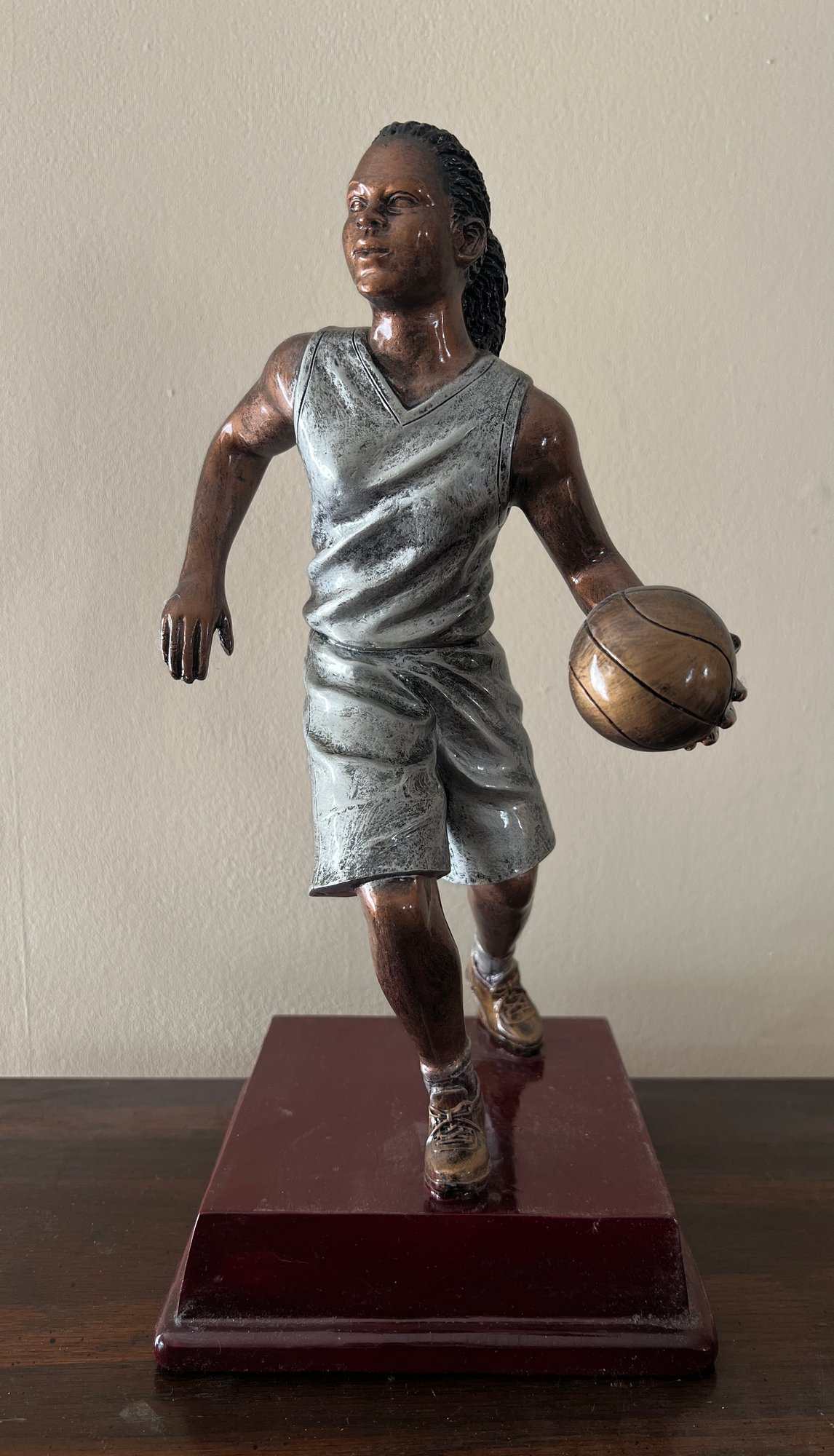 Resin Basketball Figurine #128041 | Auctionninja.com