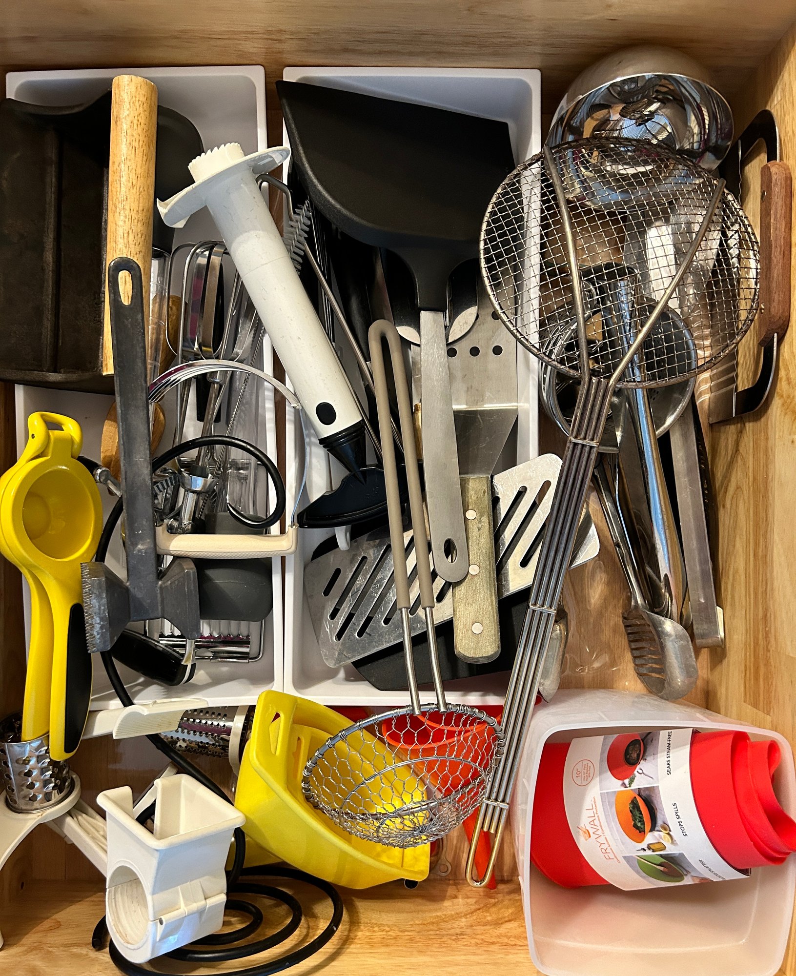 Potluck Kitchen Utensil Drawer #115133 | Auctionninja.com