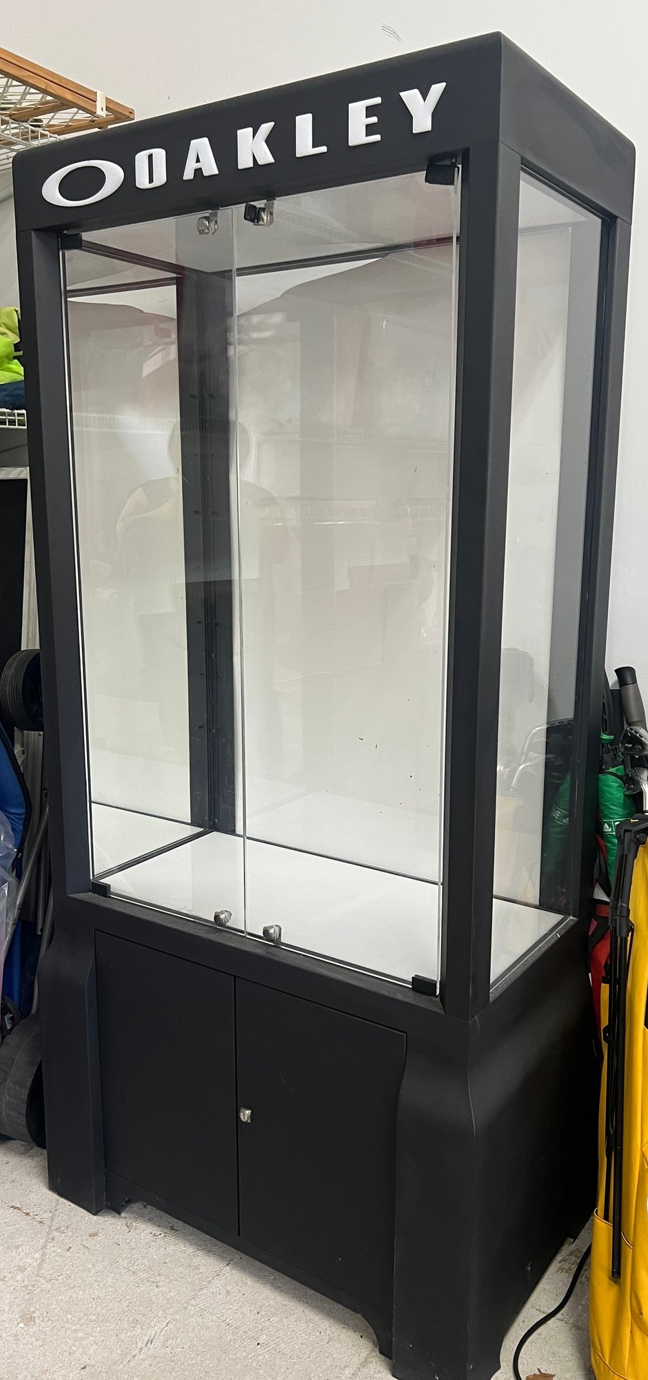 Oakley Double Wide Tower Commercial Display Cabinet With Keys #113211 ...