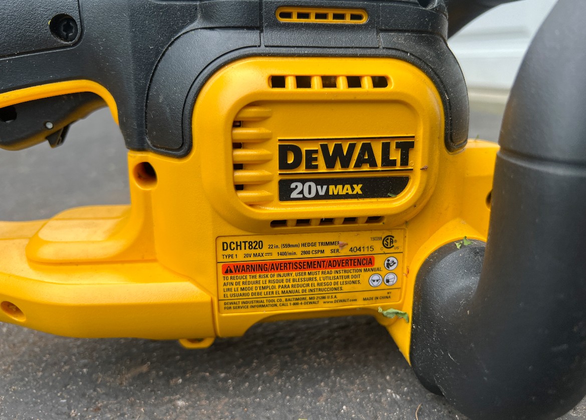 Dewalt 20V Cordless Battery 22 Inch Hedge Trimmer DCHT820B, 20V Battery ...
