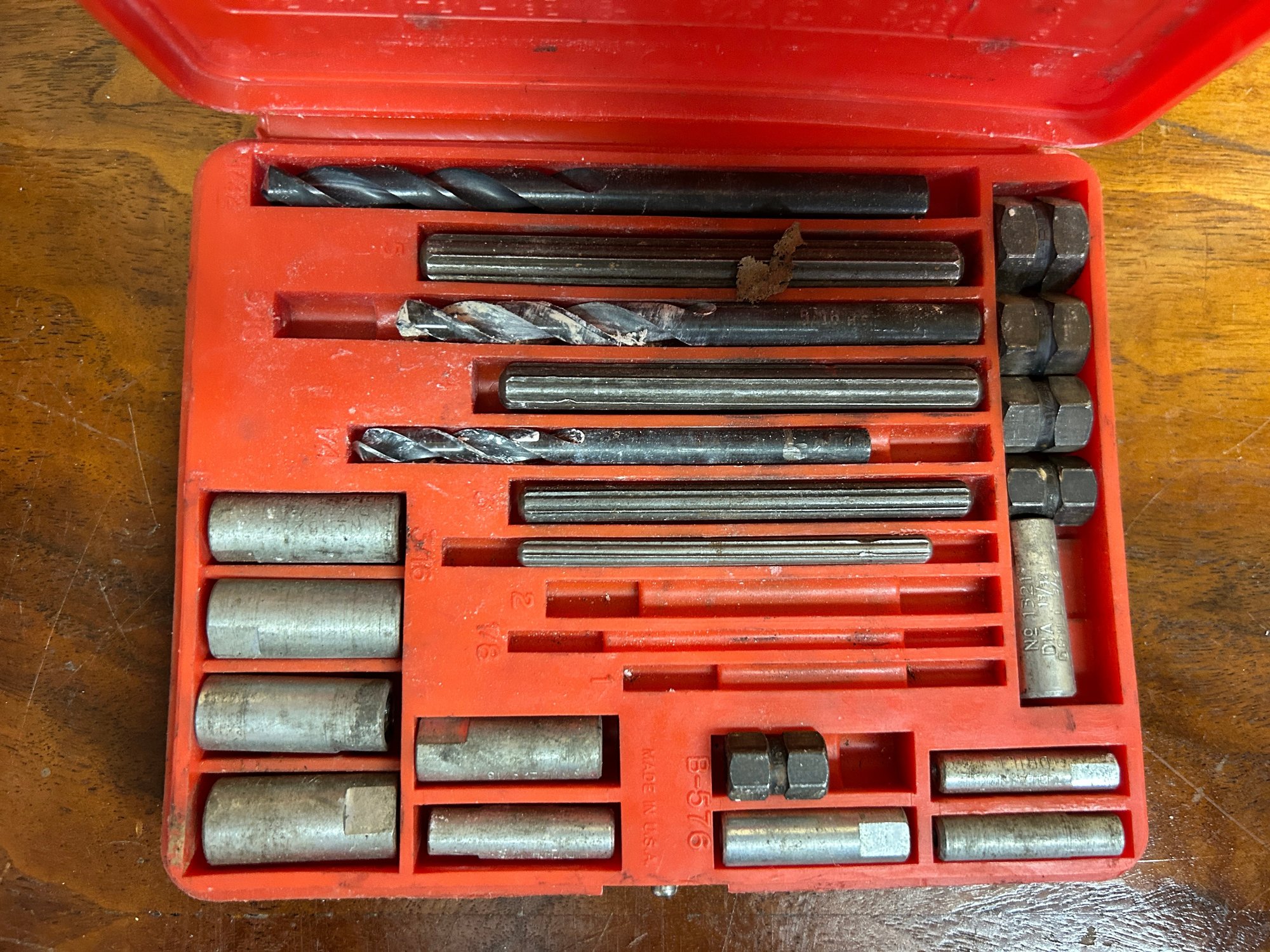 Blue-Point Screw Extractor Set #158119 | Auctionninja.com