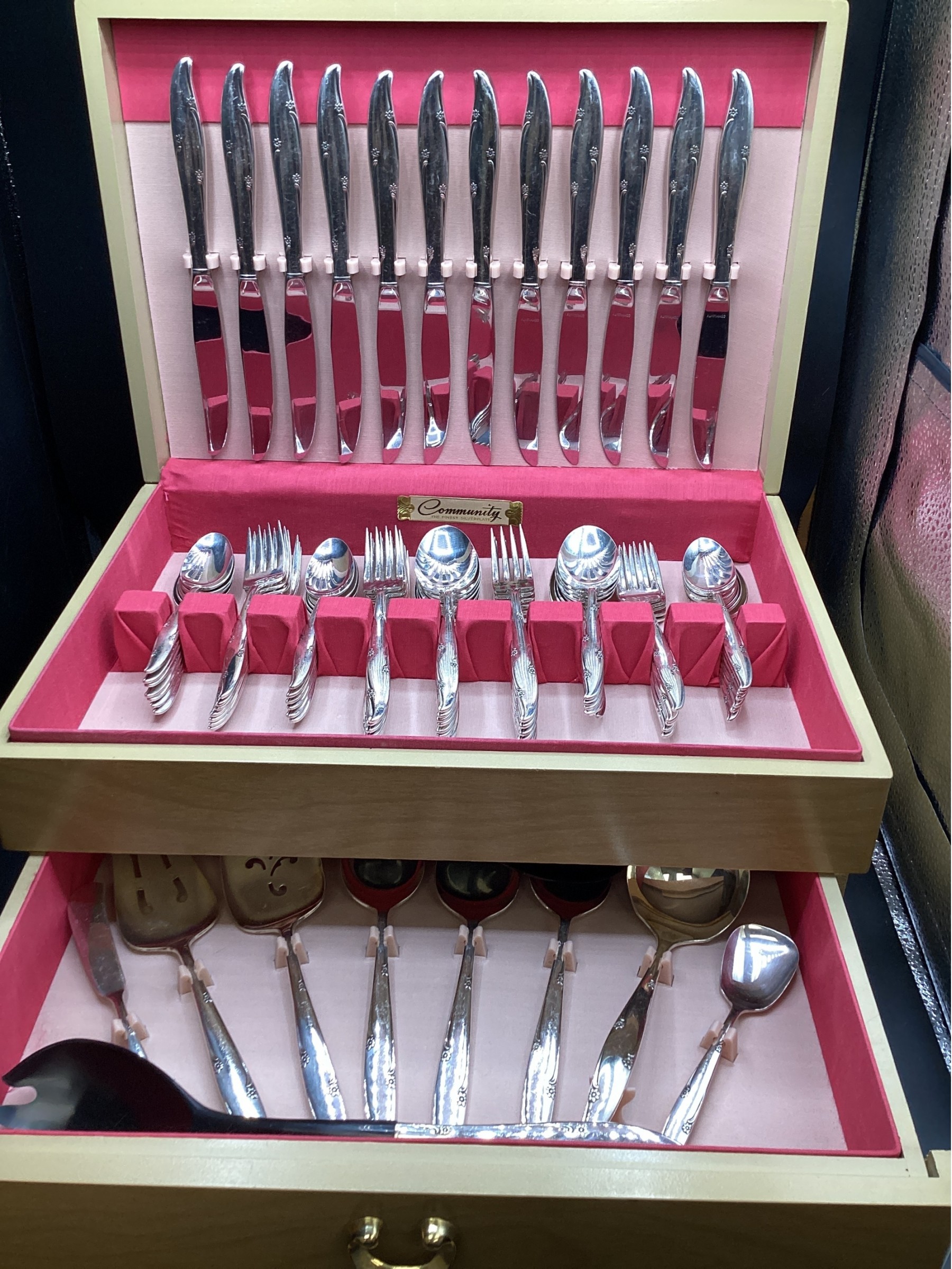 Community Silver Plate Flatware Set In Wood Storage Box #59331 ...