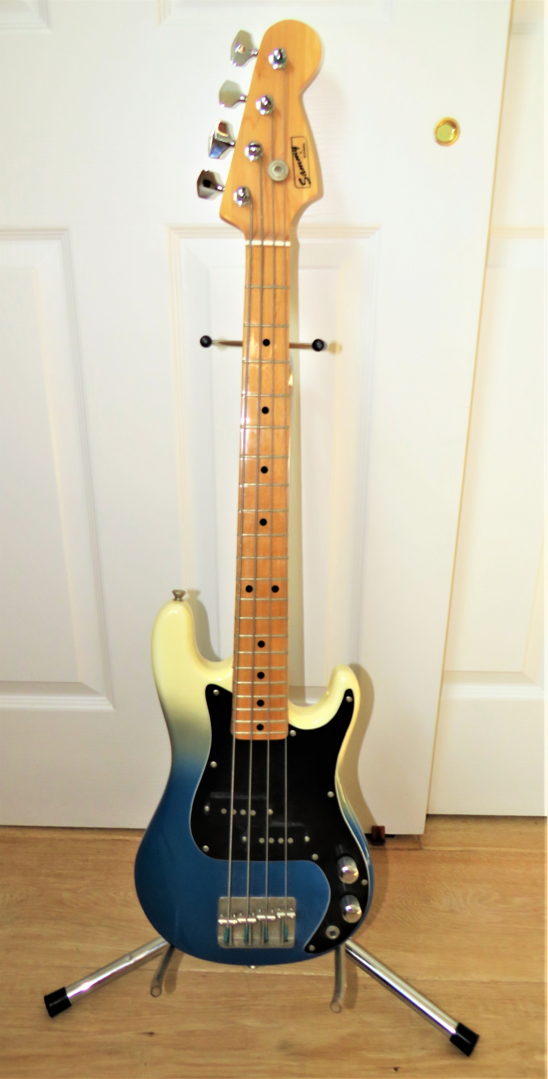 Sammy By Samson Mini Precision Bass 4 String Electric Guitar & Stand ...