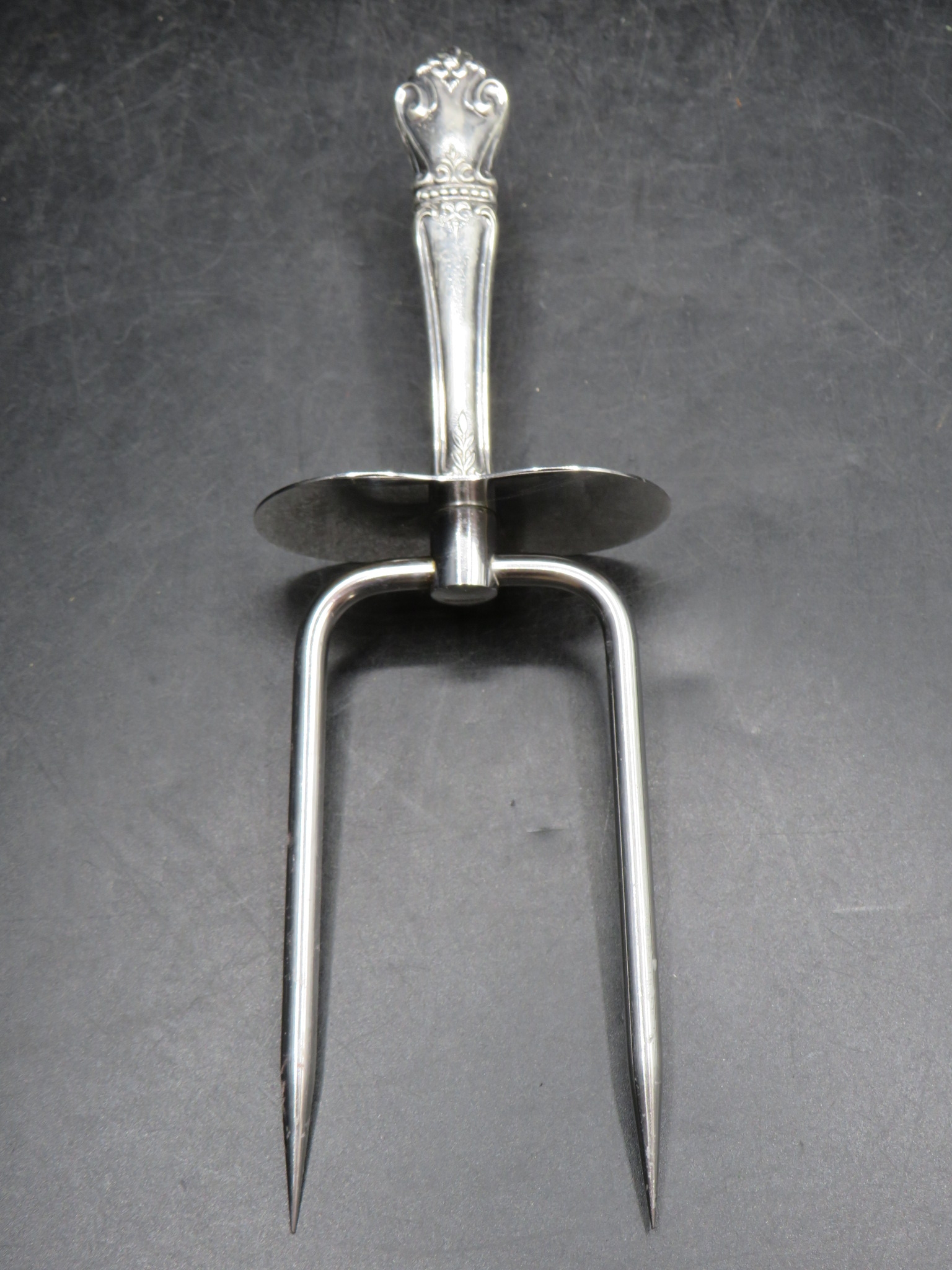 Stainless 2-prong Meat Fork #70781 | Auctionninja.com