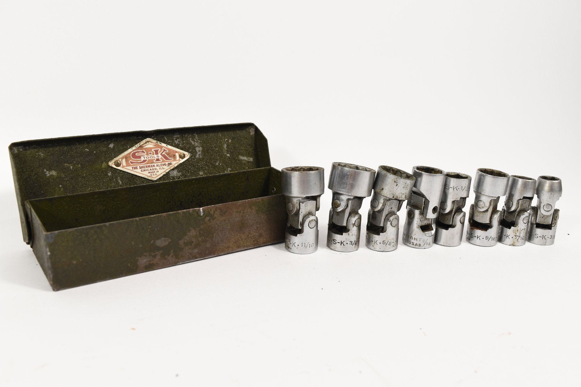 SK Tools Swiveling Star Pattern Socket Set - 8pcs Set Including Metal ...