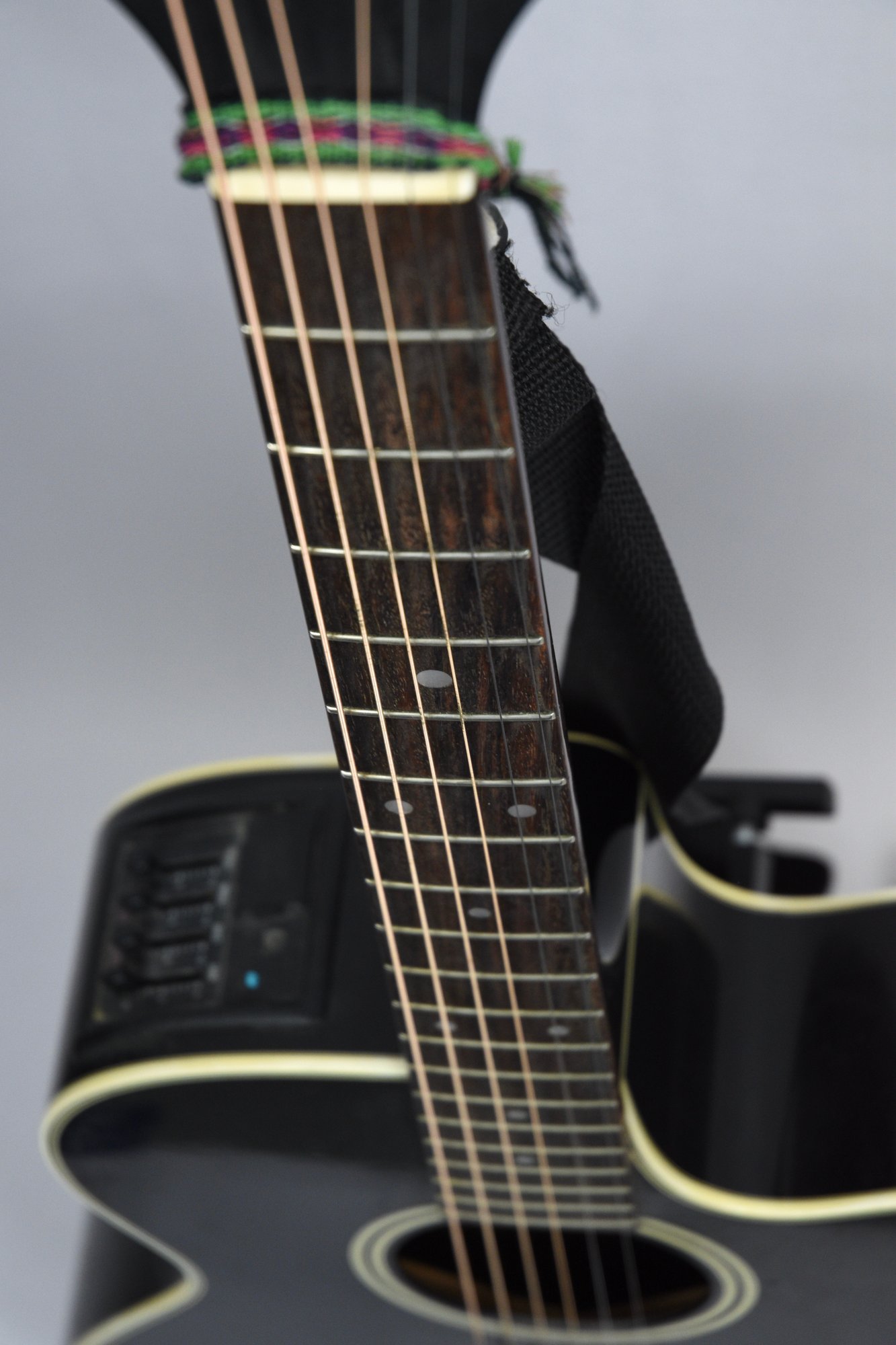 Takamine Electric Acoustic Guitar With Built In Equalizer With Case ...