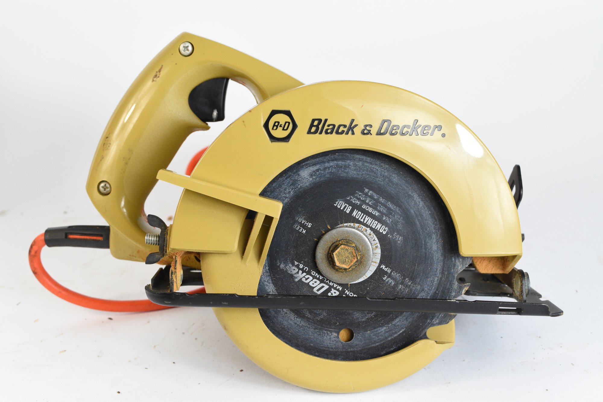 Vintage Black & Decker 5 1/2" Compact Circular Saw #5996 | Auctionninja.com