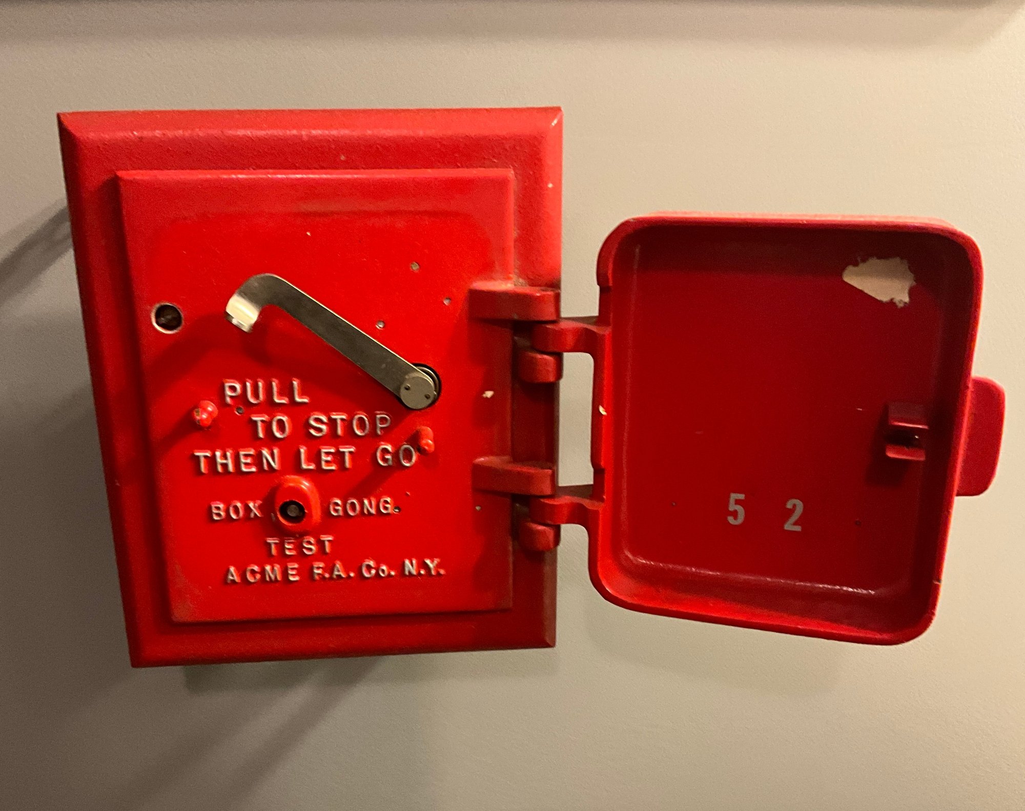 Acme Fire Alarm Co. Alarm #53520 | Auctionninja.com
