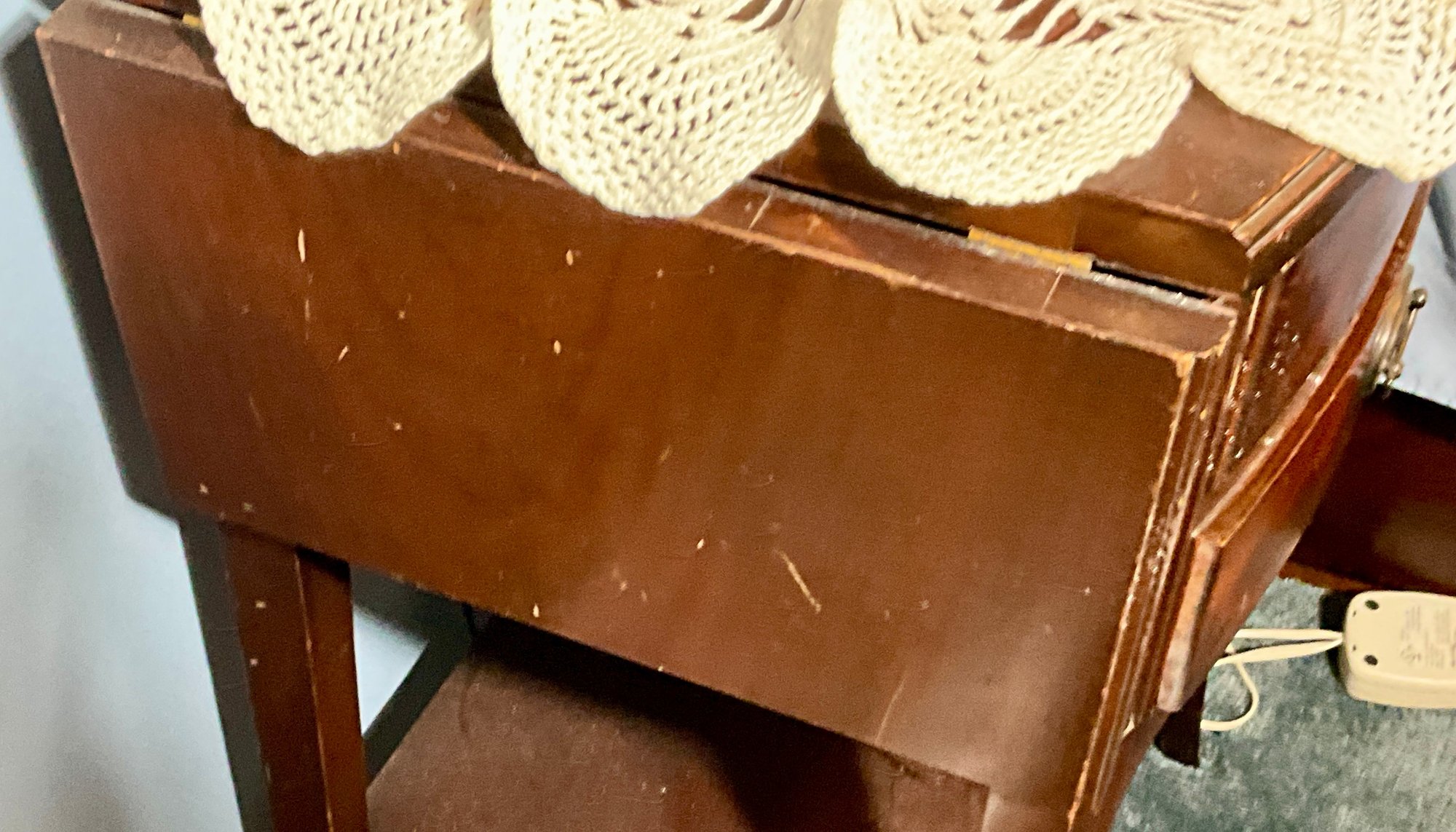Vintage Mahogany Drop Leaf Night Stand #53648 | Auctionninja.com